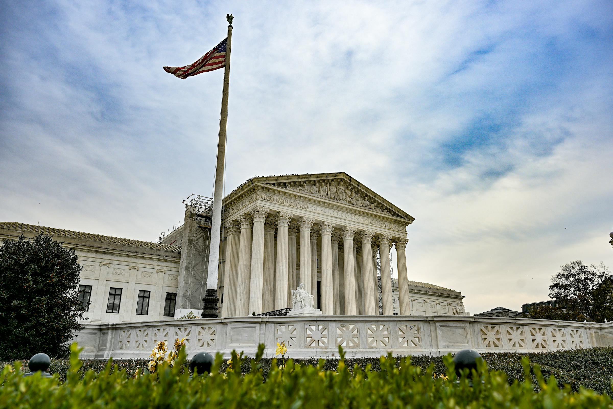 Readers Write: First Amendment, Smith Foundry pollution, Veterans Day ...