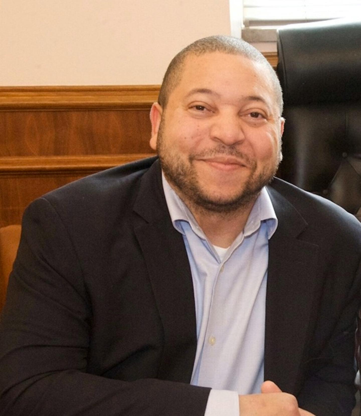 Chad Helton, a pioneering black librarian, will be new head of Hennepin ...