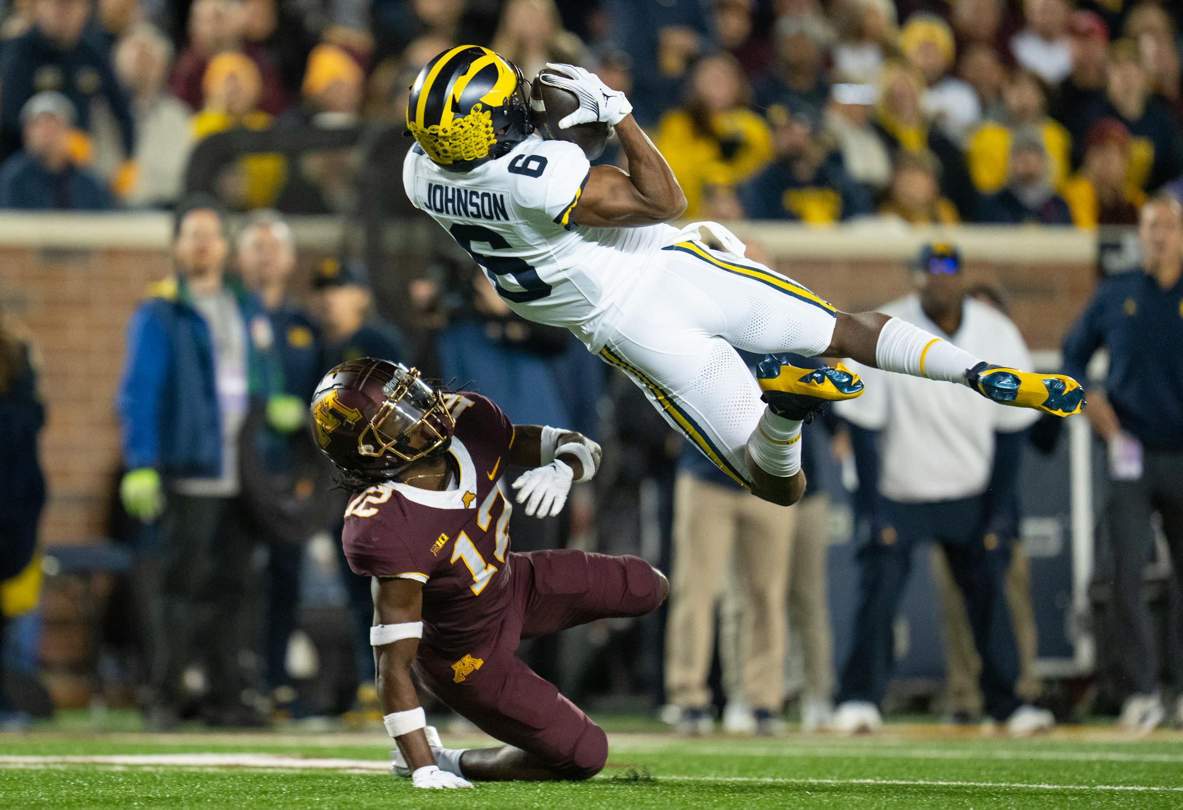 Michigan trounces Gophers from beginning to end in 52-10 romp
