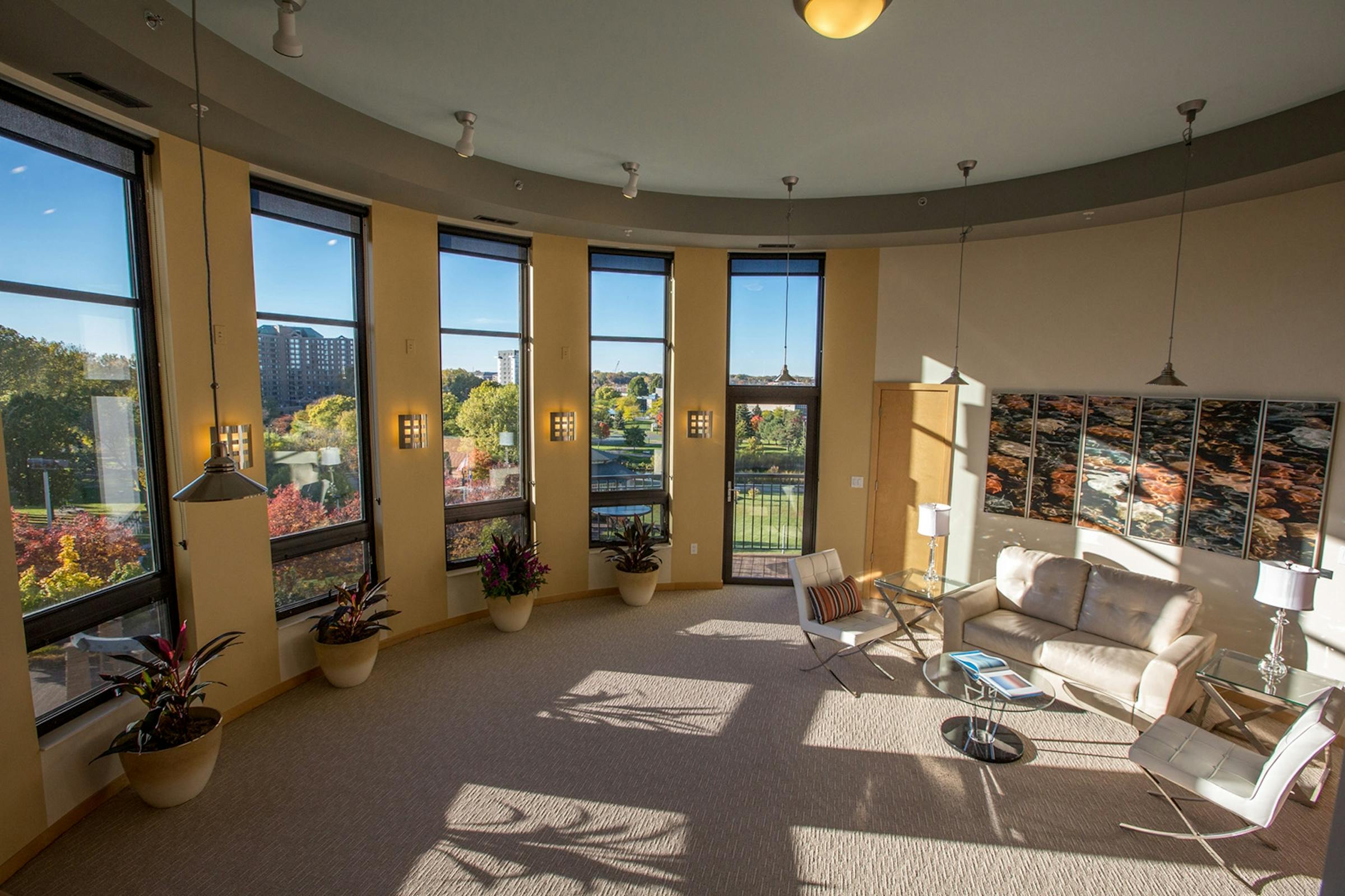 St. Louis Park condo's redesign was inspired by Lake Superior nature ...
