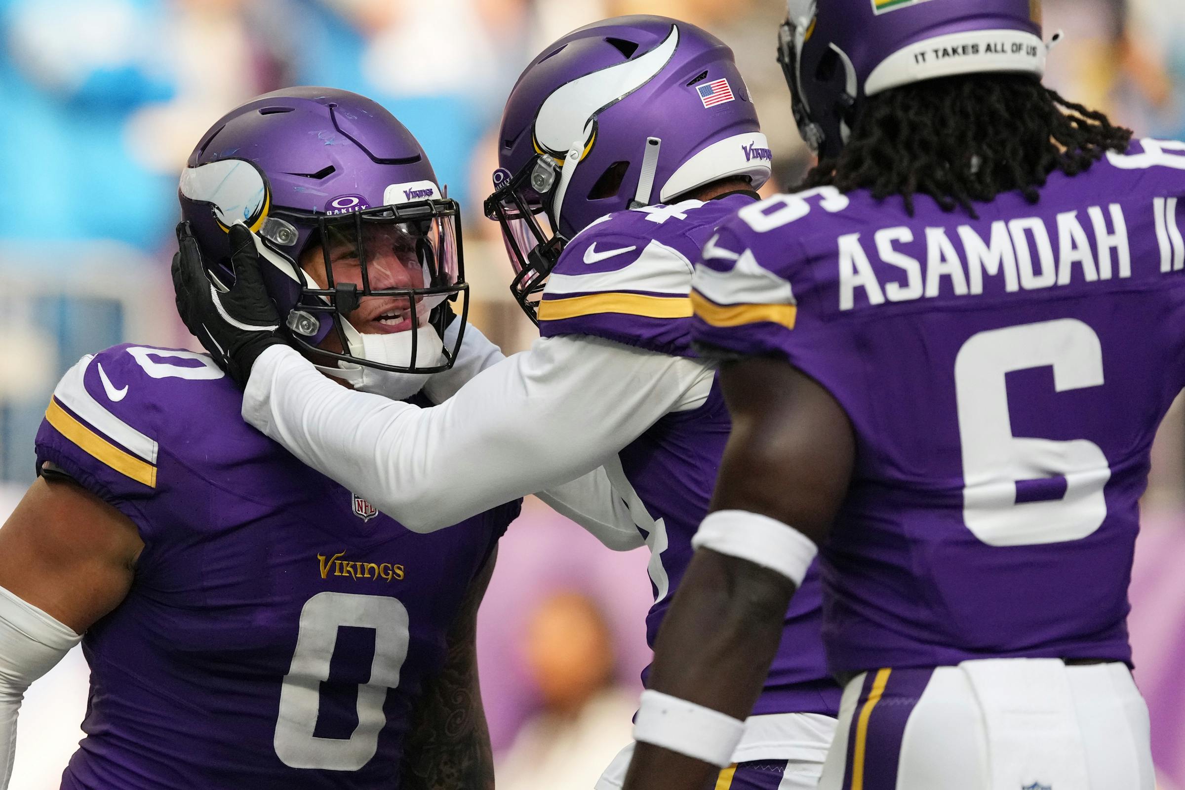 Ivan Pace Jr. returns to Vikings' active roster, available for Packers