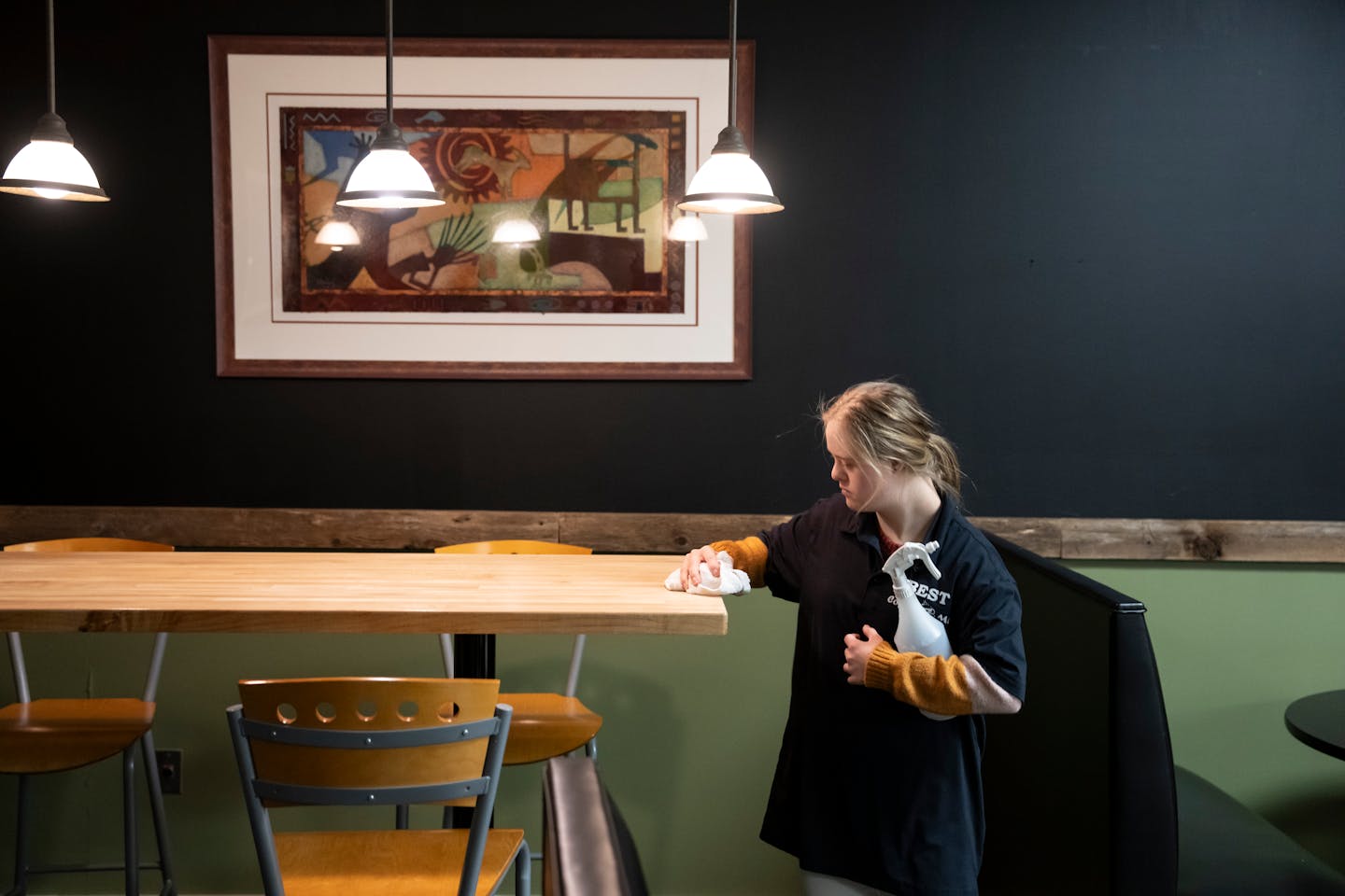 Burnsville school district cafe serves up business experience for these ...