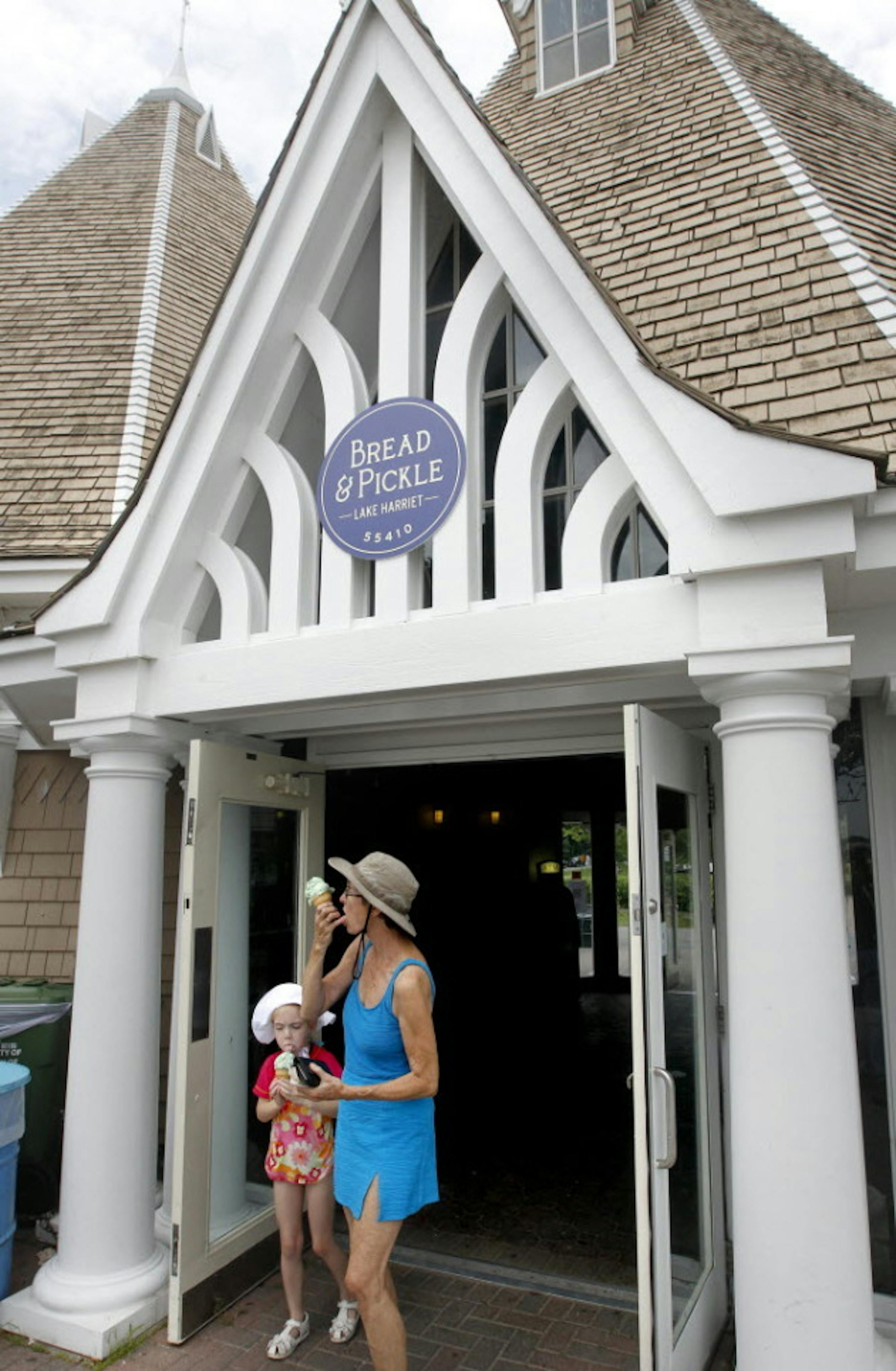 Alcohol at Lake Harriet likely weeks away