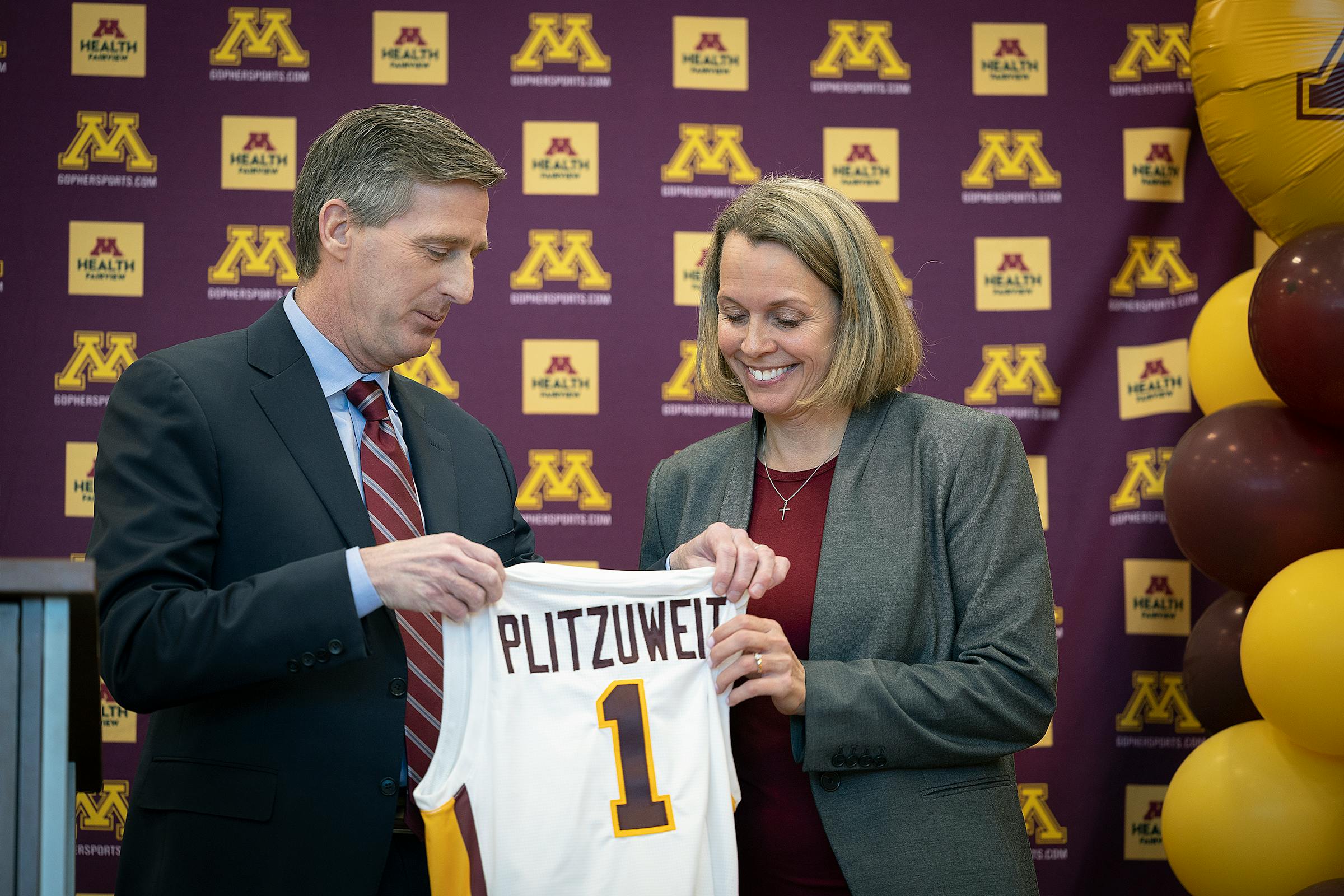 Dawn Plitzuweit meets her new Gophers players, calls them energetic ...