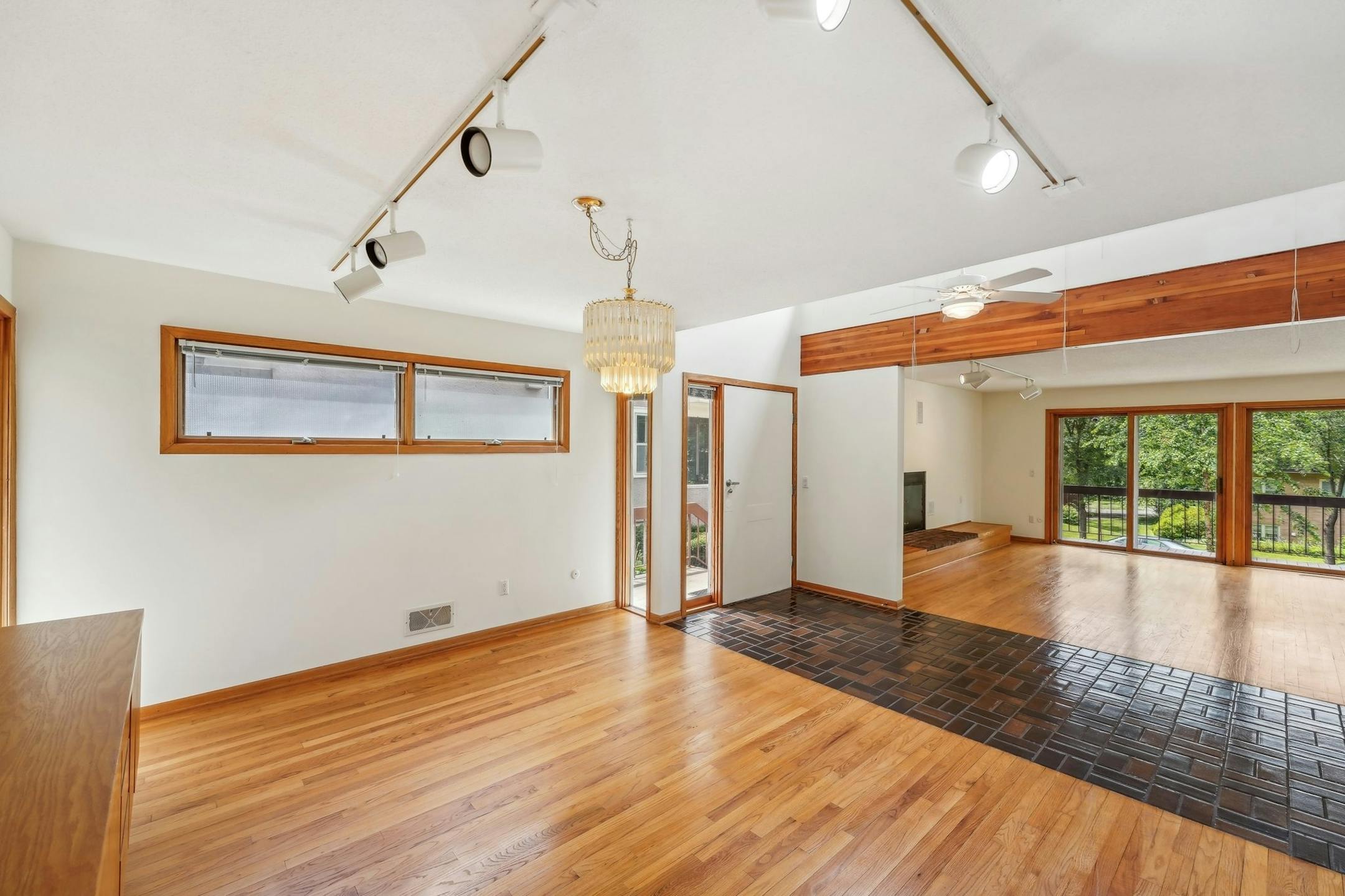 From $275K to almost $700K, these Twin Cities duplexes offer potential ...