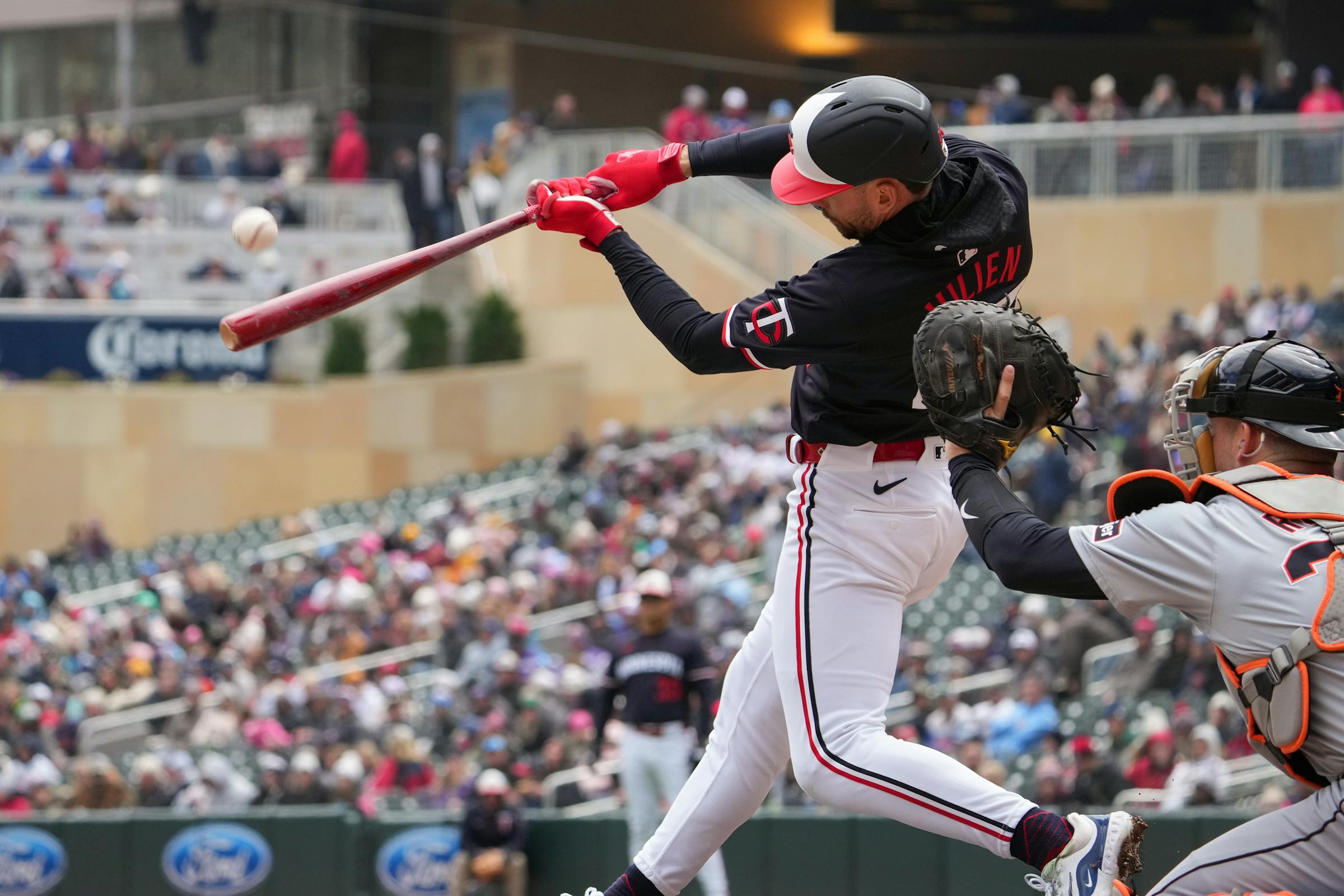 Twins even series with Tigers thanks to a series of sacrifice flies