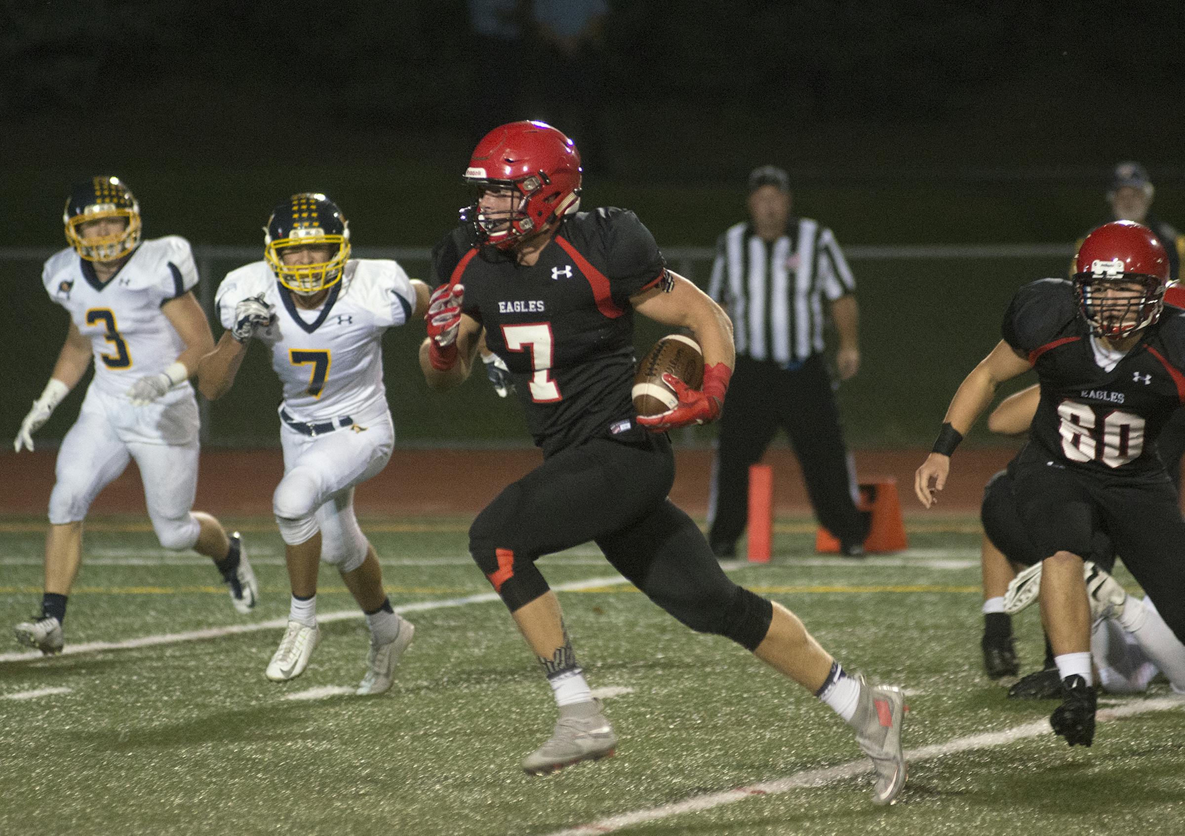 New methodology used in football playoff seeding