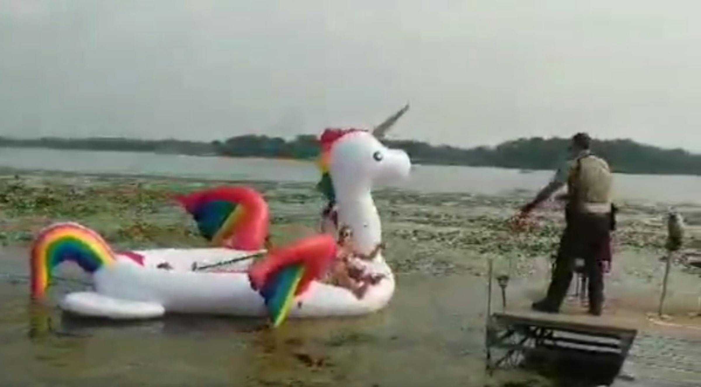 Deputies rescue women stuck on inflatable rainbow unicorn