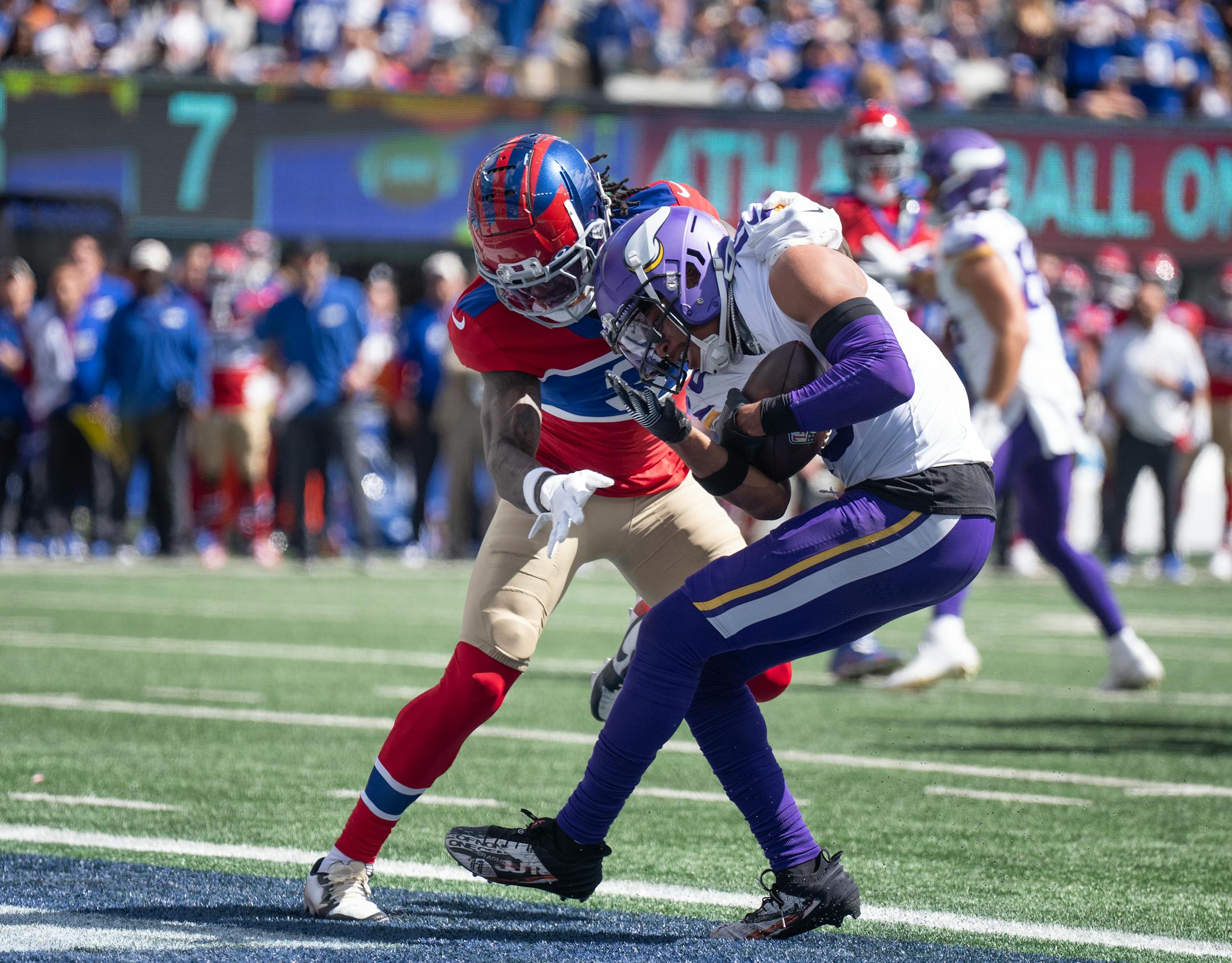 Souhan: Quarterback Sam Darnold is ‘big time’ in his Vikings debut
