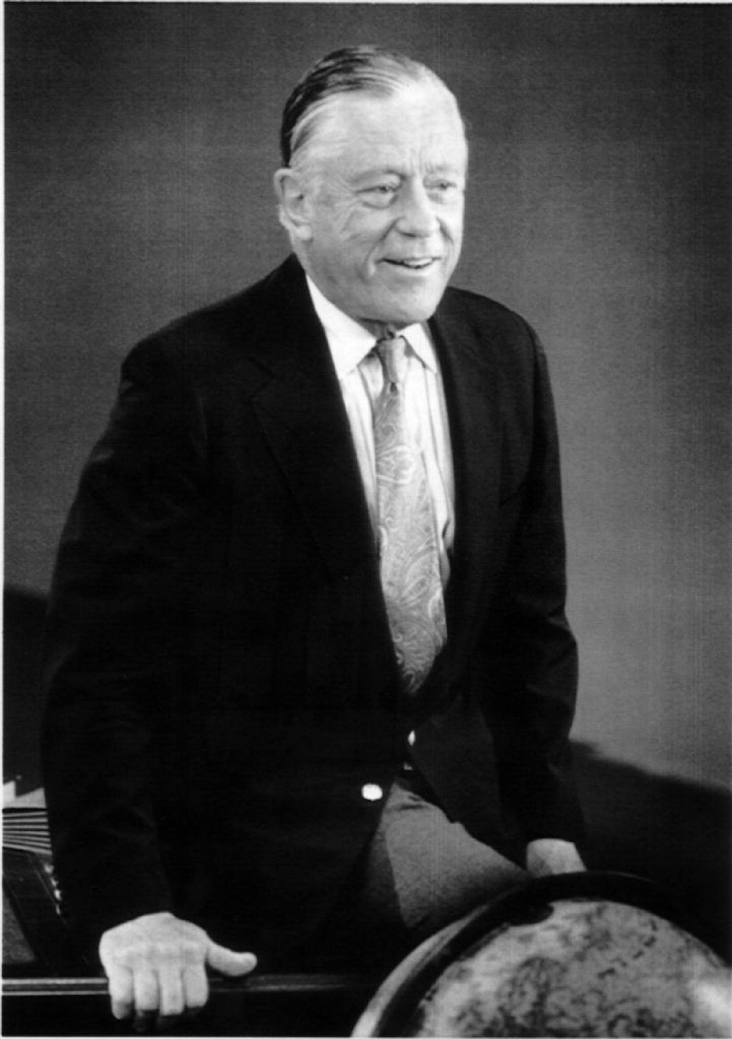 BIOGRAPHY: "Yours In Truth: A Personal Portrait of Ben Bradlee," by ...