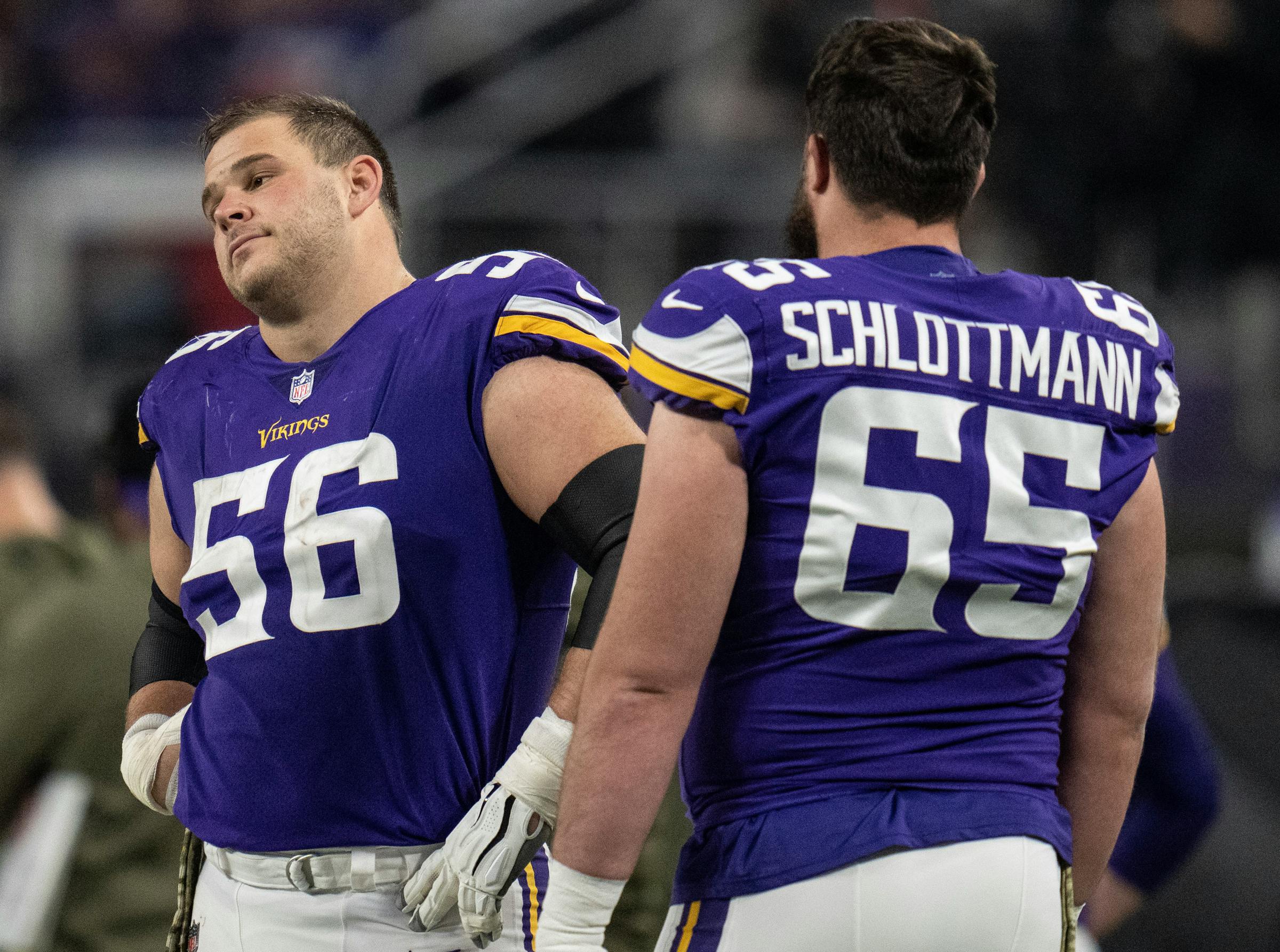 Vikings to re-sign offensive lineman Austin Schlottmann