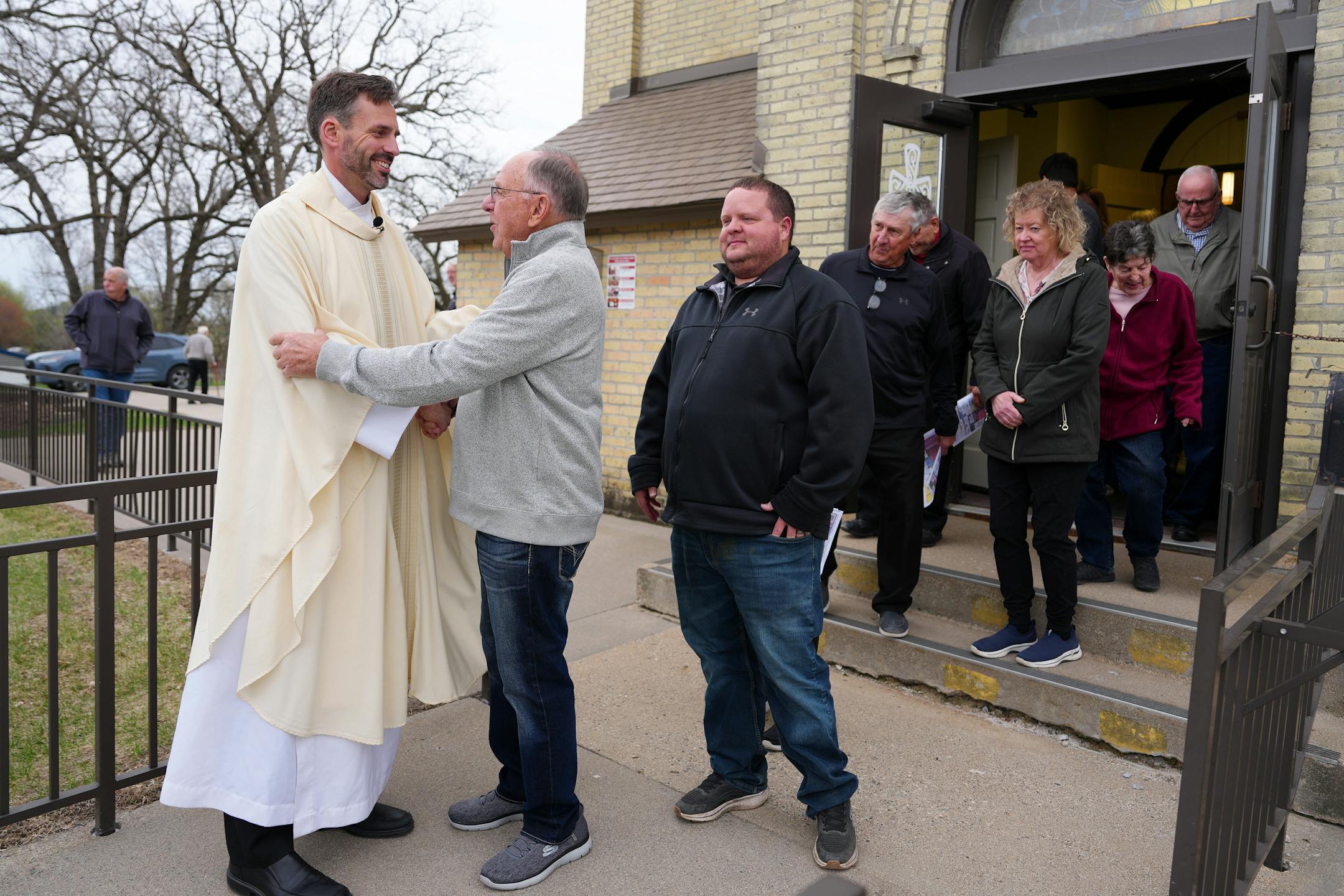 St. Cloud Catholic diocese drastically reducing central Minnesota parishes
