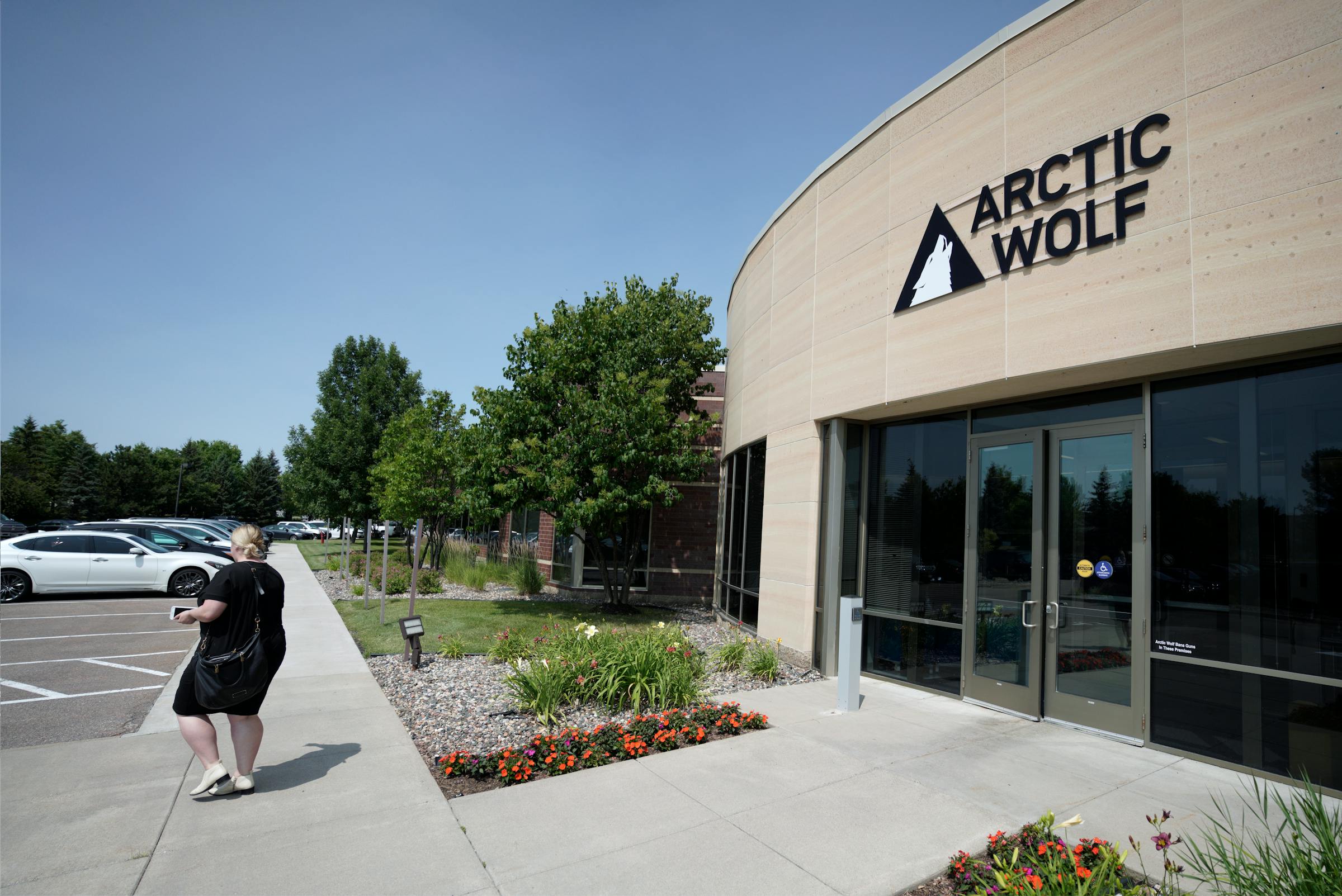 Eden Prairie's Arctic Wolf cyber defense firm secures $401M in new funding