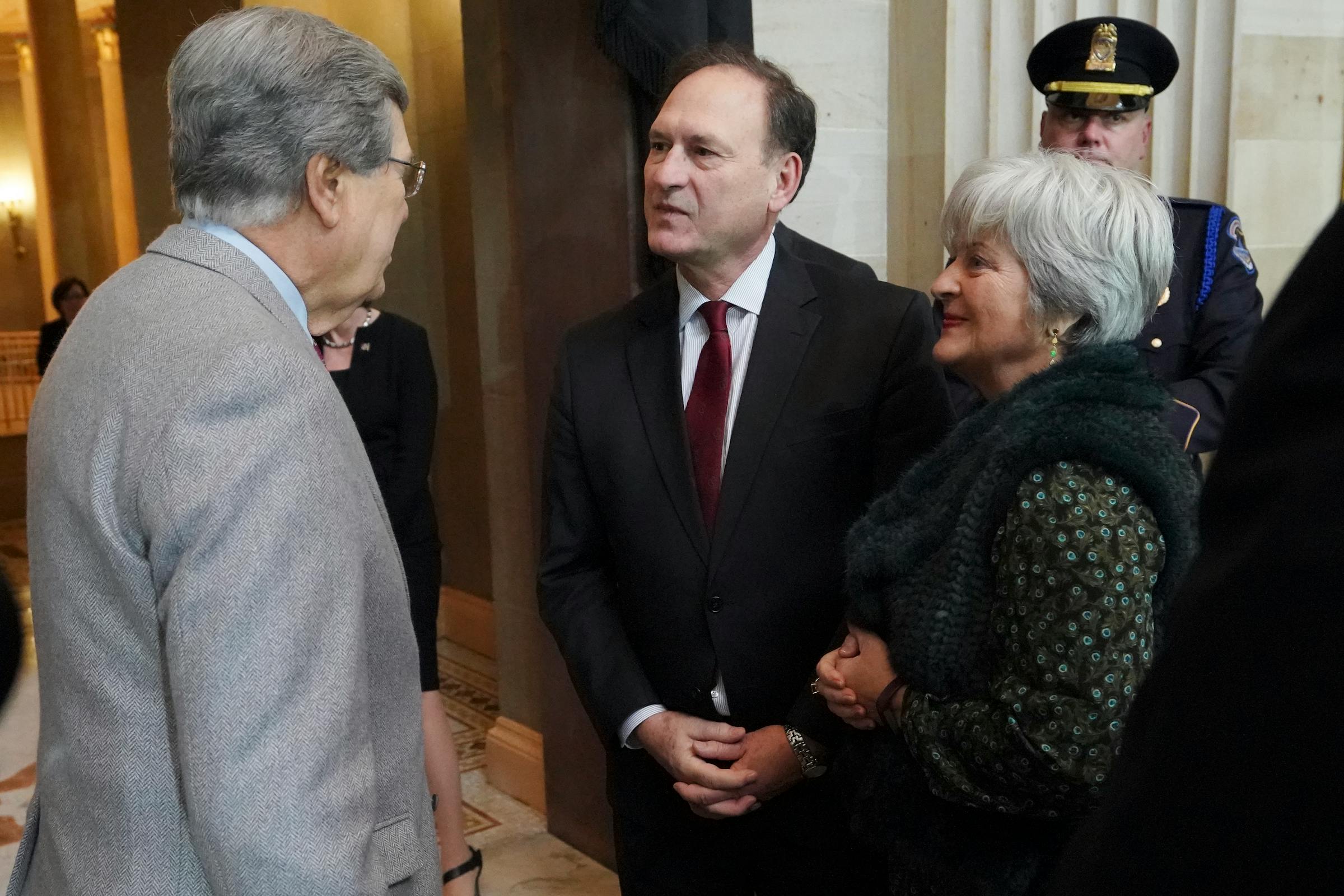 Readers Write: Alito flag controversy, Trump trial, polling on Gaza, U ...