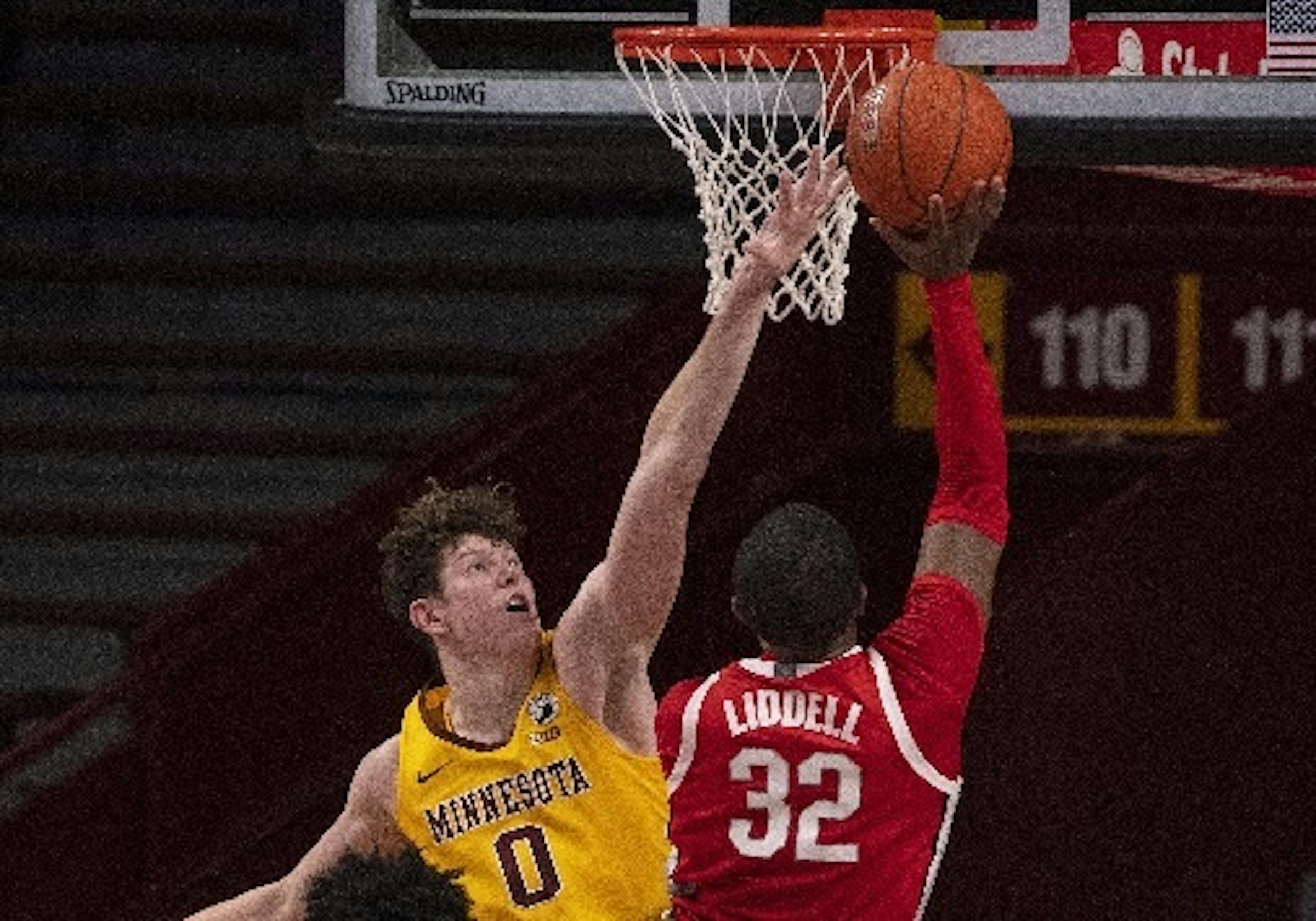 Gophers' Liam Robbins earns Big Ten basketball player of the week honors