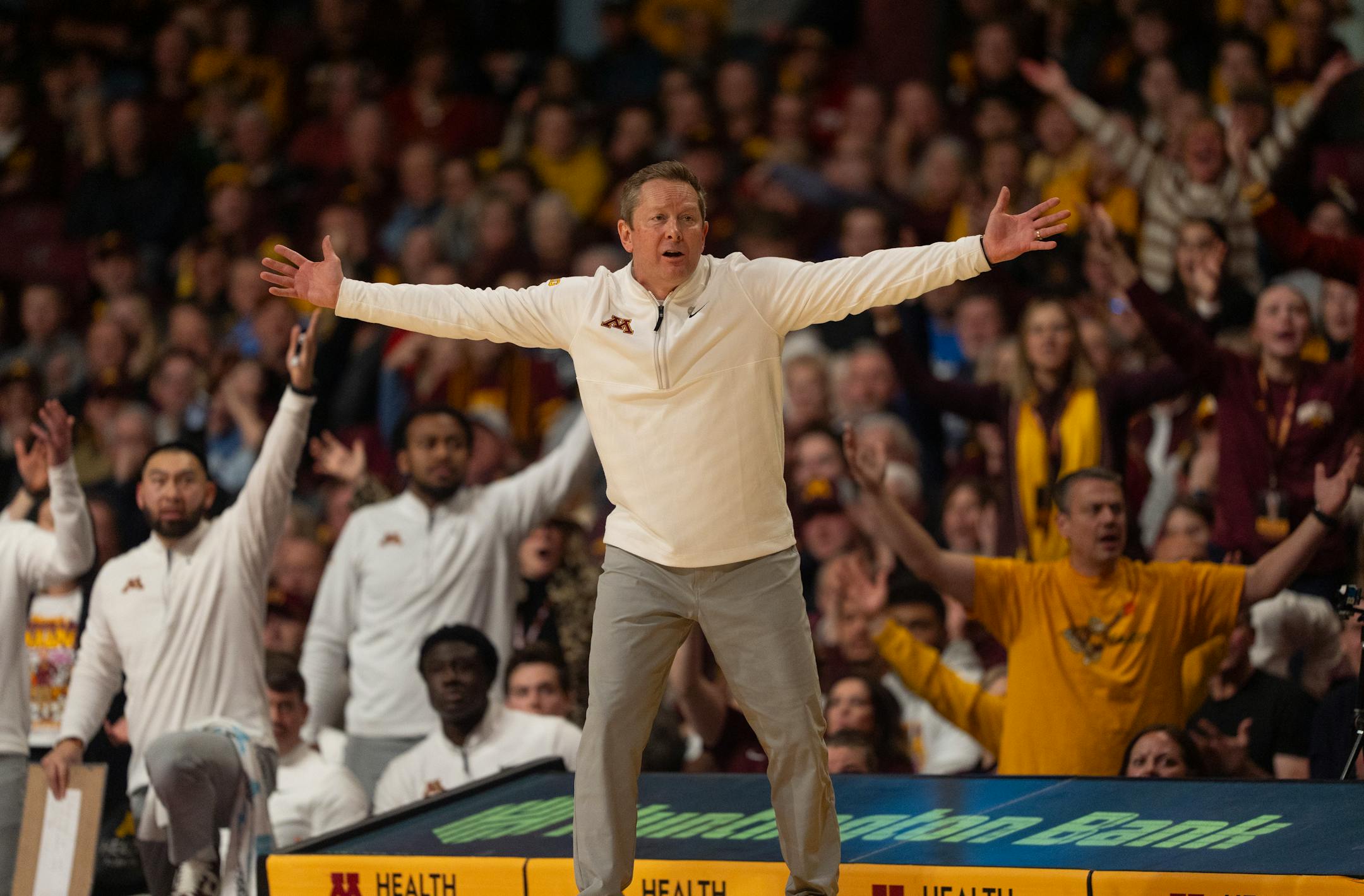 Minnesota Gophers basketball coach Niko Medved talks first season