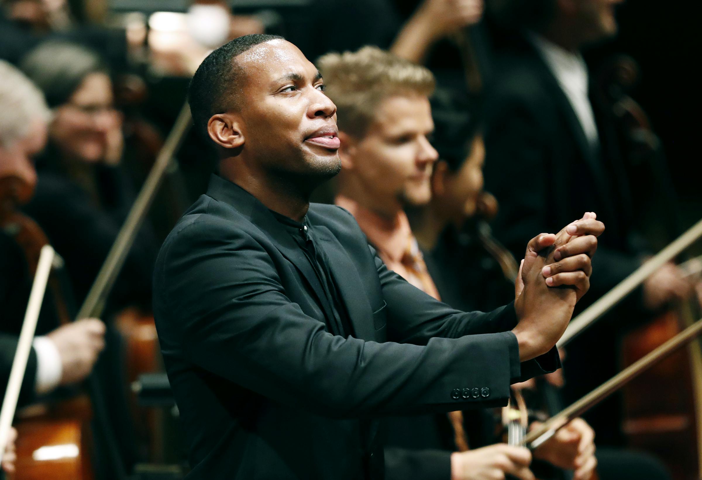 Conductor Roderick Cox presides over thrilling Minnesota Orchestra concert