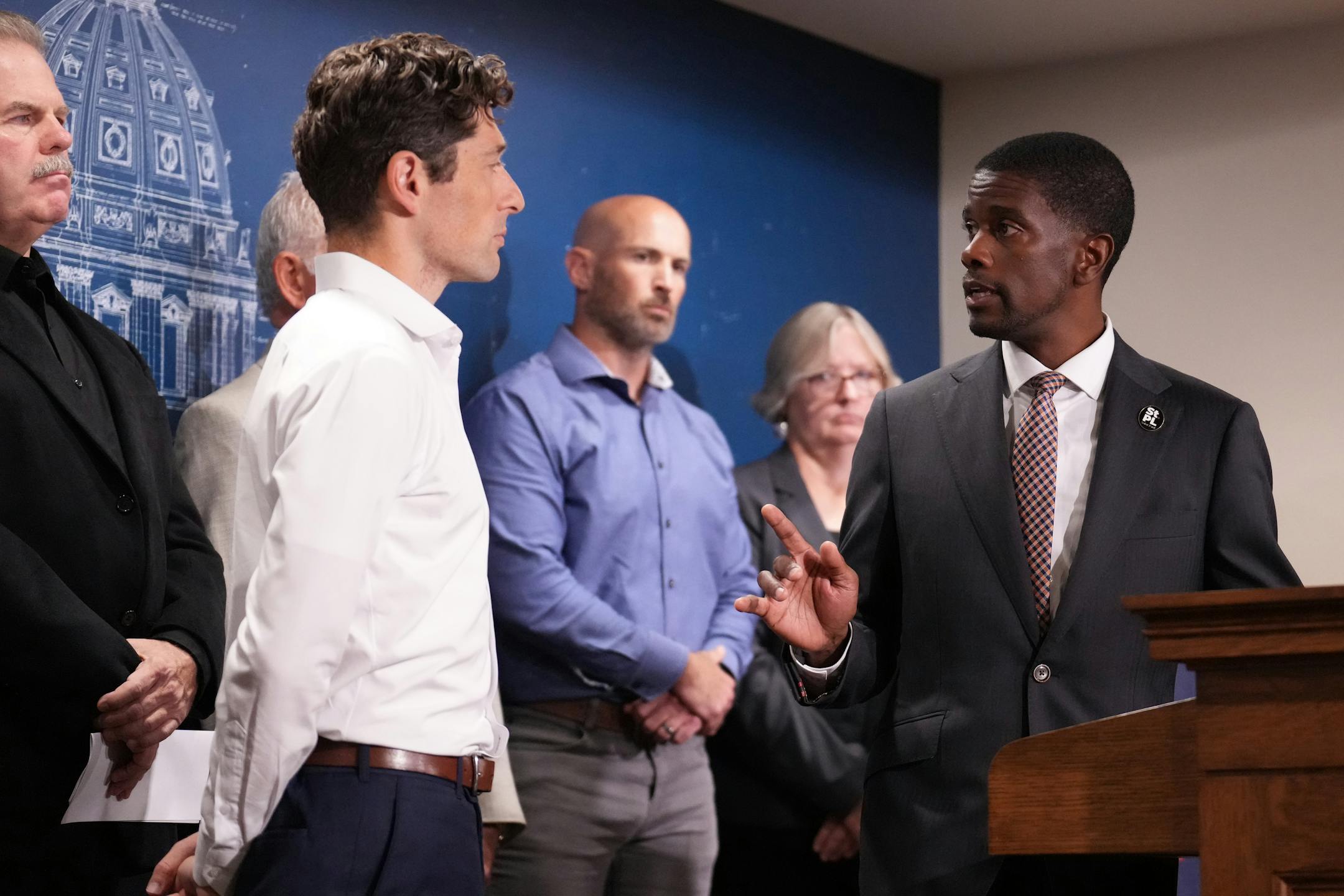 St. Paul Mayor Melvin Carter says city will move toward local gun laws