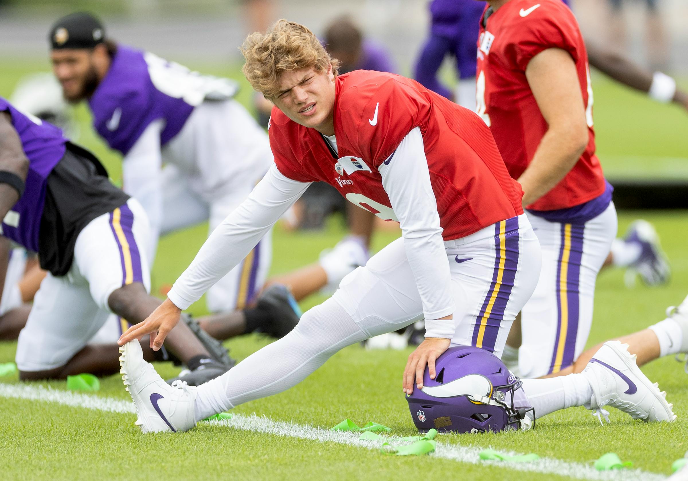 See the Vikings depth chart after J.J. McCarthy's knee injury