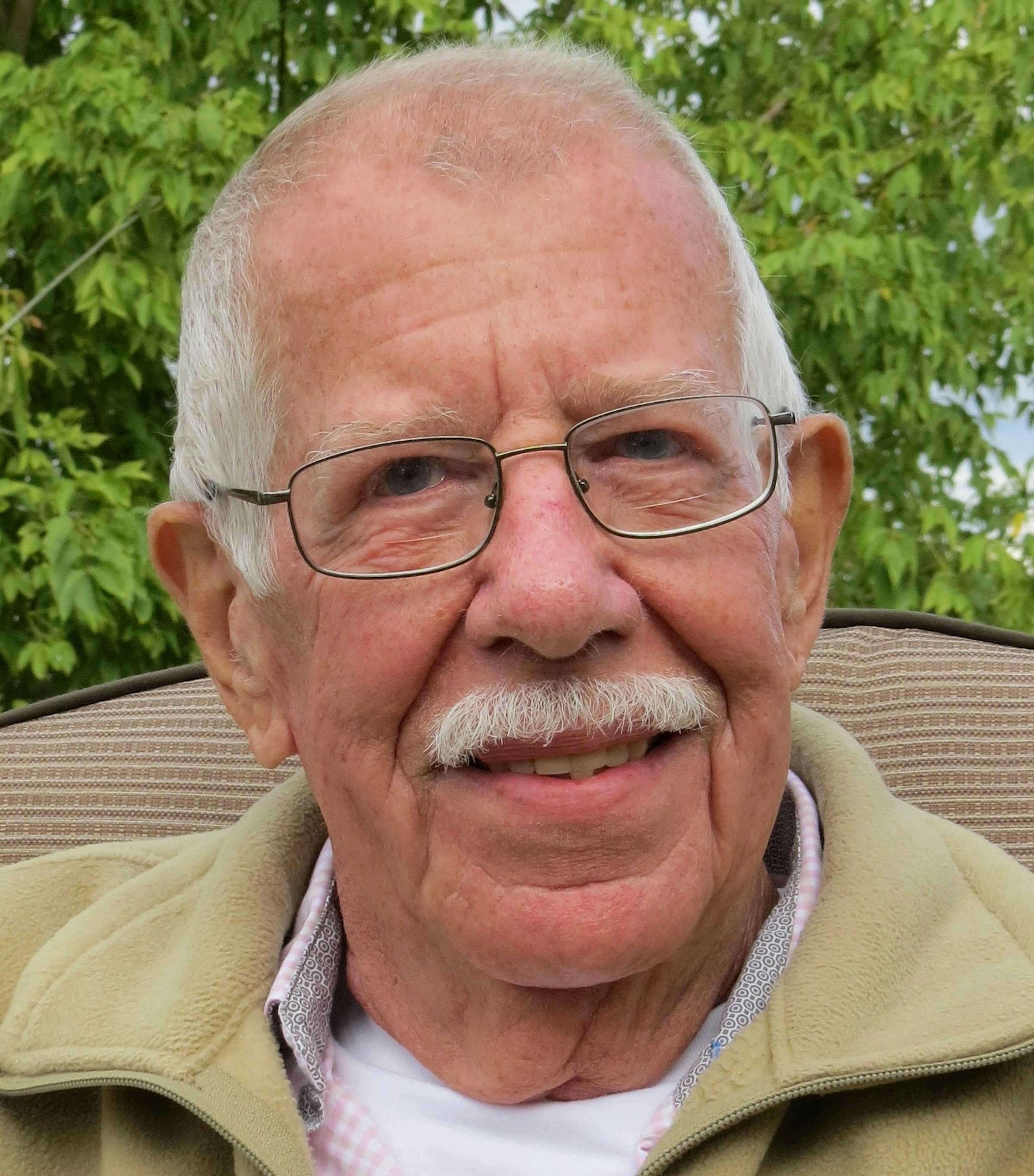 Obituary: Dr. David Knowles cared for Mankato residents and Vikings for ...
