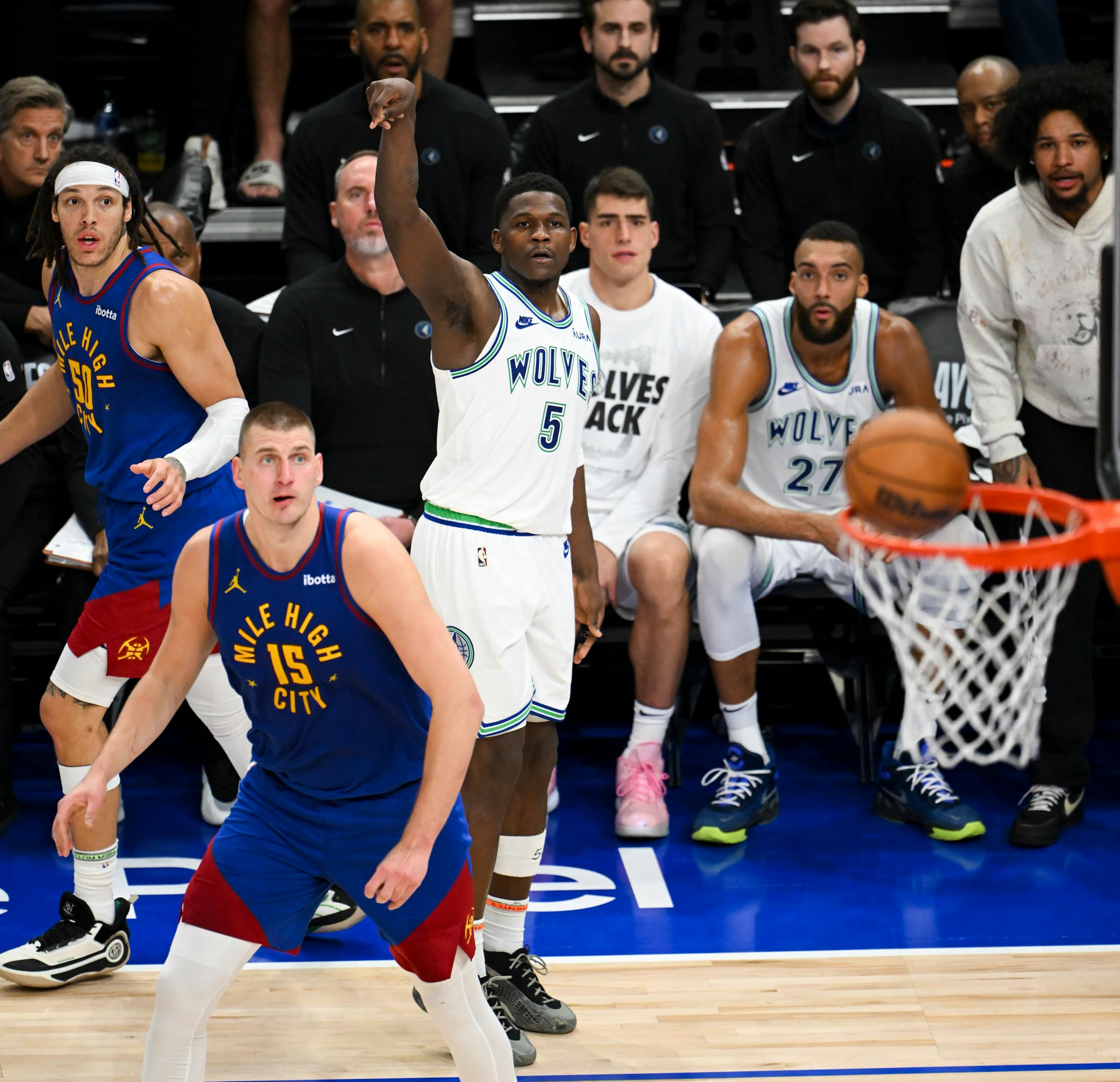 Timberwolves beat Nuggets by 45 points, set up Game 7 on Sunday