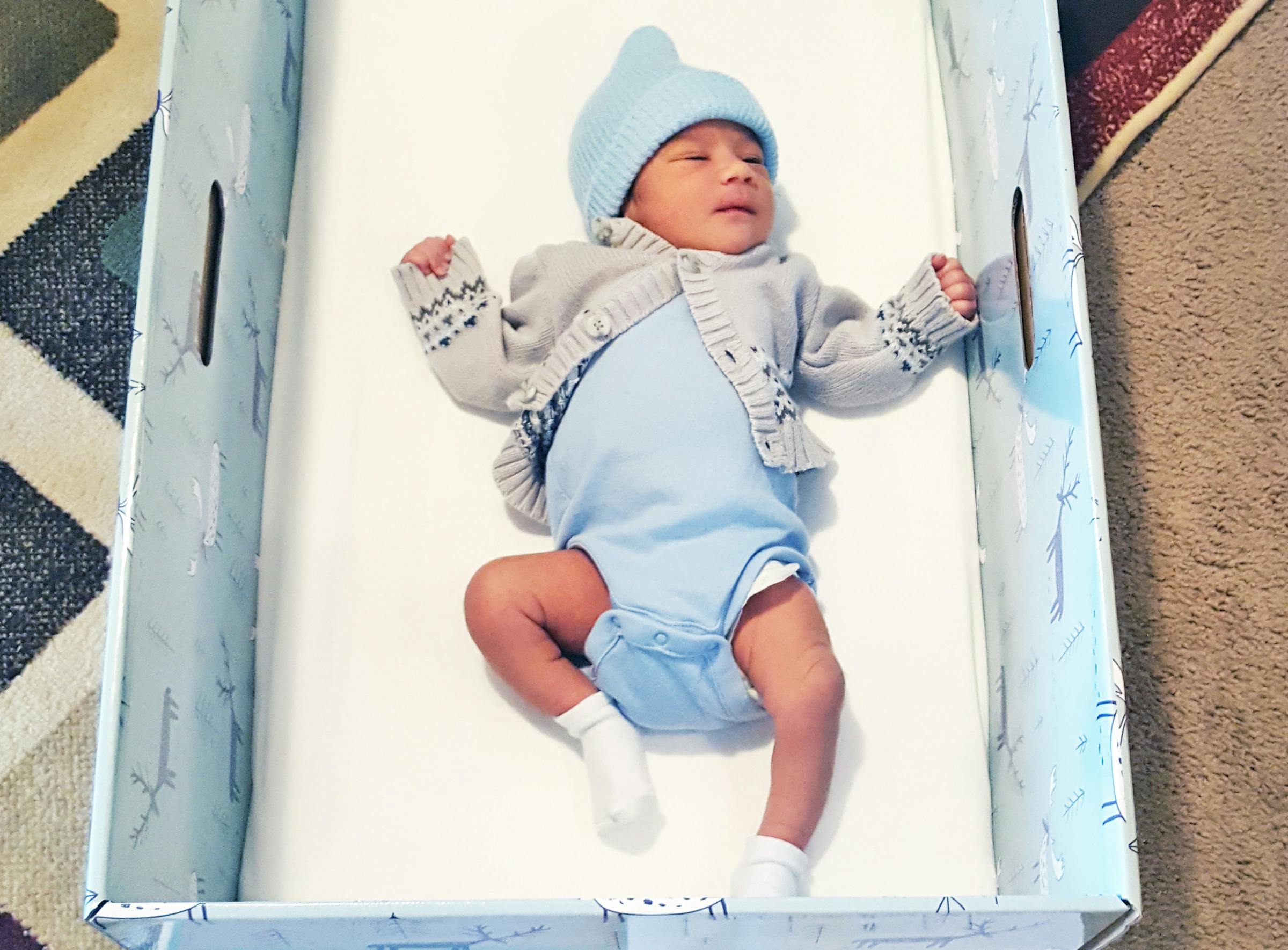 'Baby in a box' program expanding to be Minnesota-wide