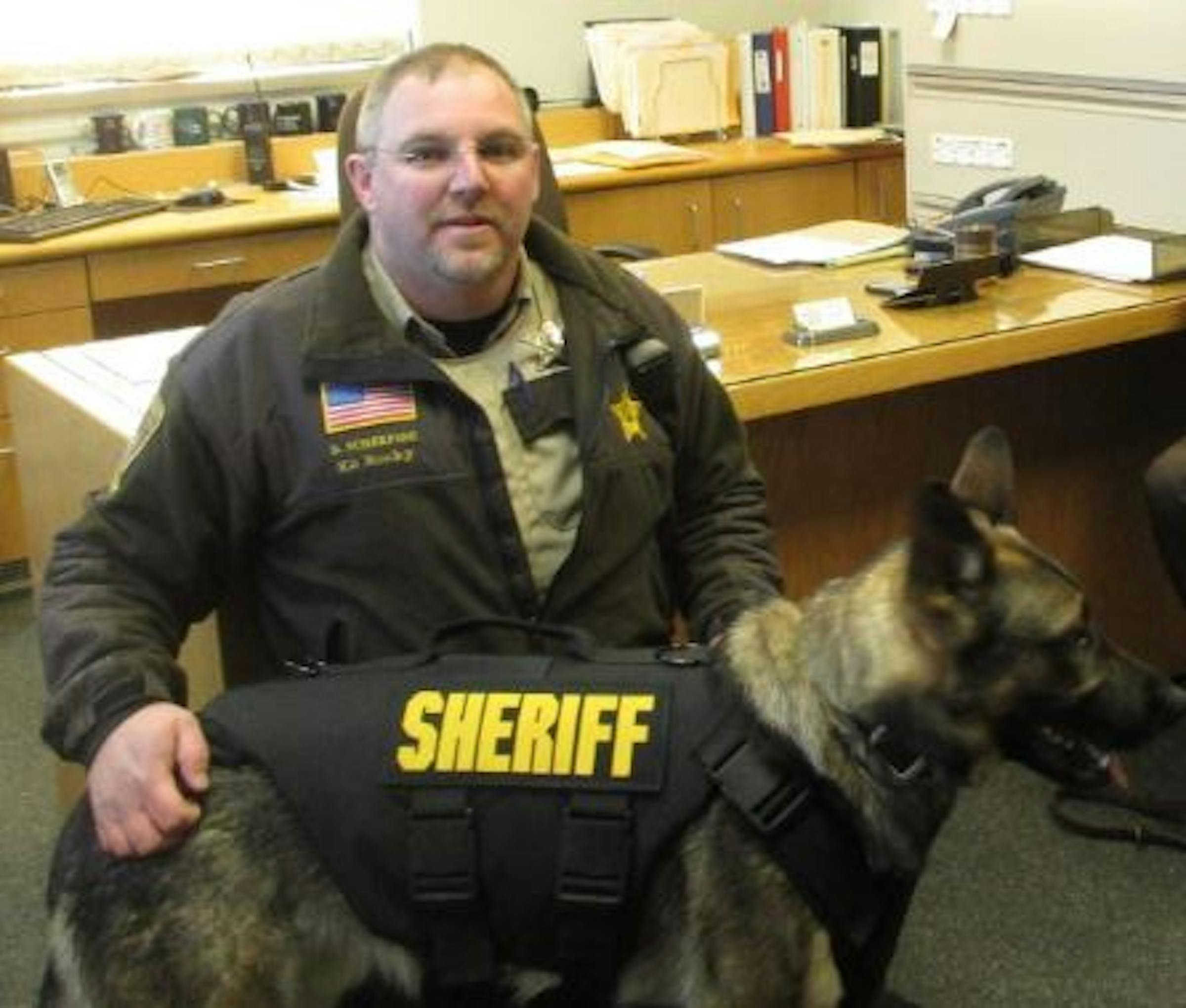 Former deputy sheriff dies when his motorcycle collides with pickup in ...