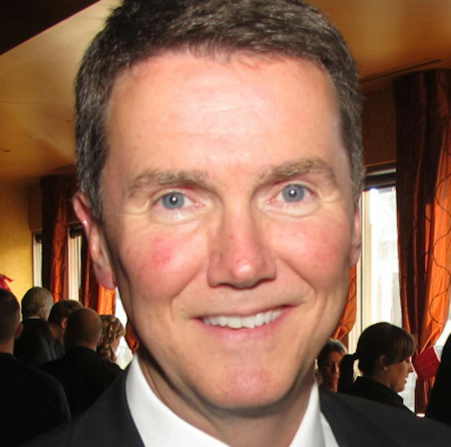 Mike Binkley holds back retirement news at Lauren Casey's expense