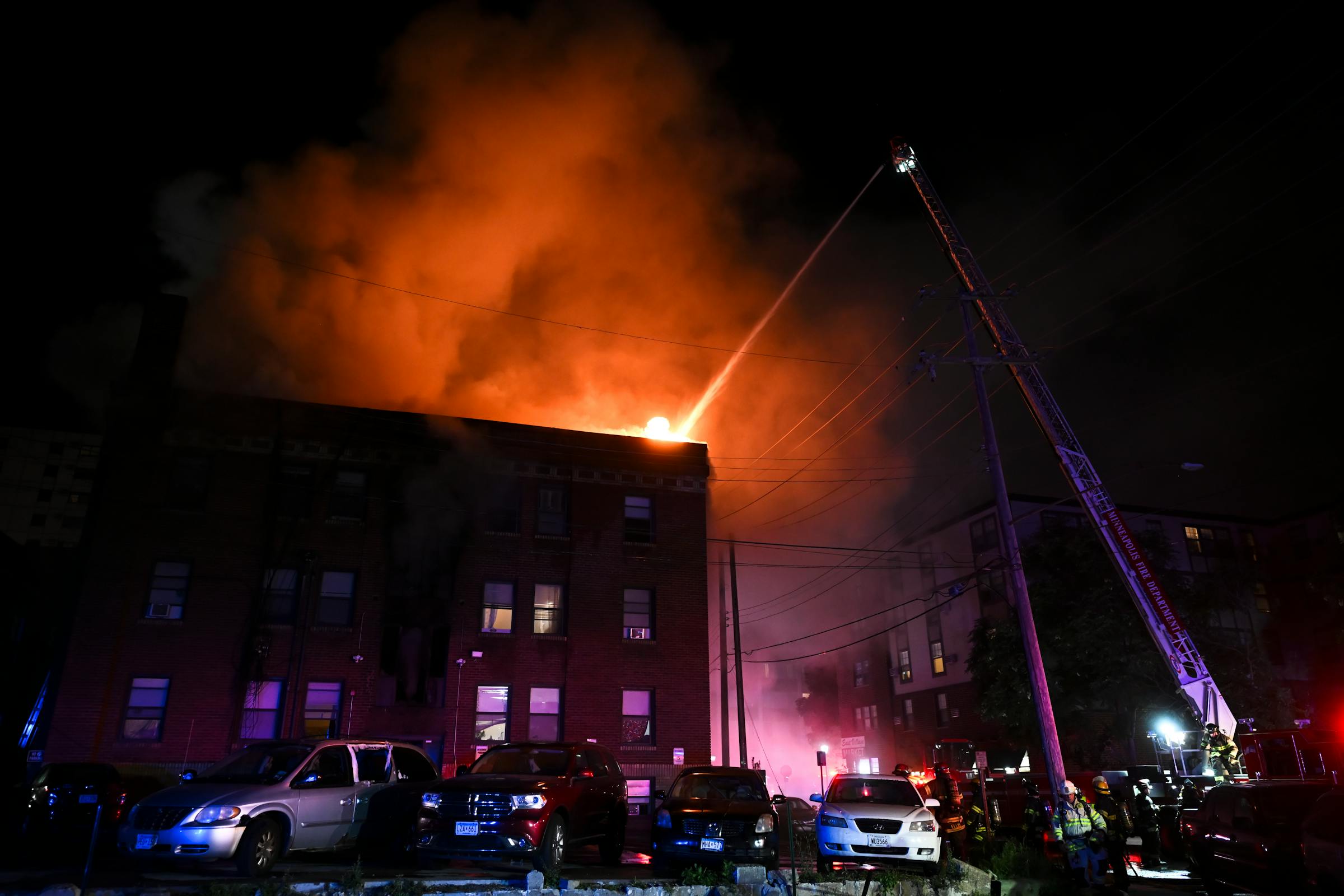 Minneapolis investigators blame arson for apartment building fire that ...