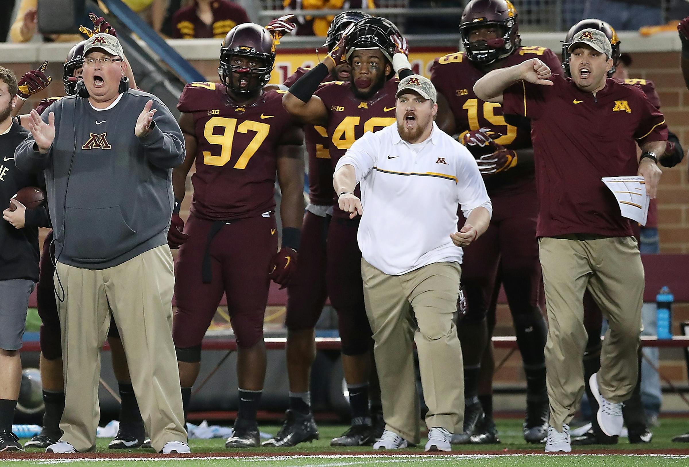 Gophers football coaches scrutinize six targeting calls
