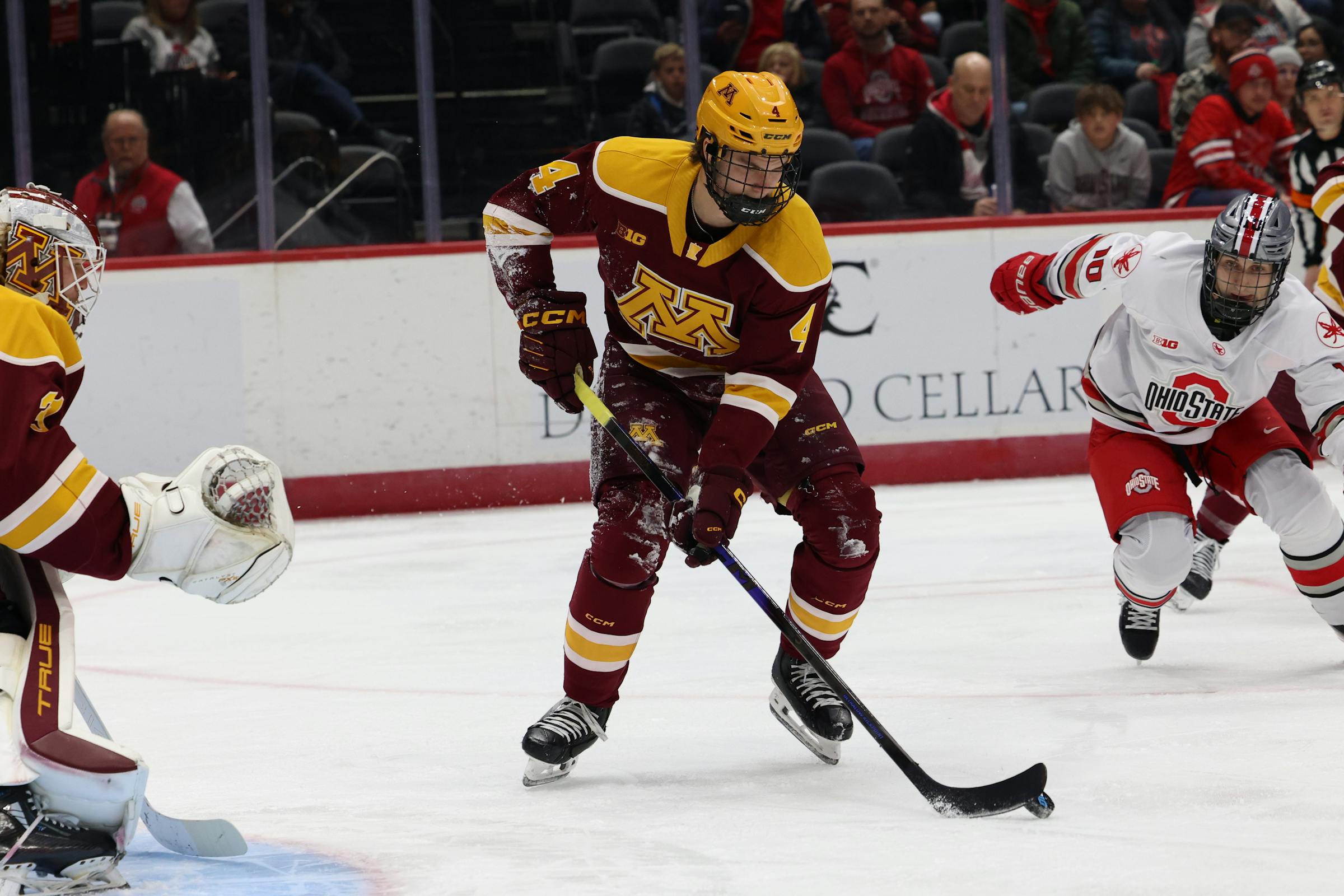 Minnesota Gophers men's hockey team beats Ohio State Buckeyes 6-3