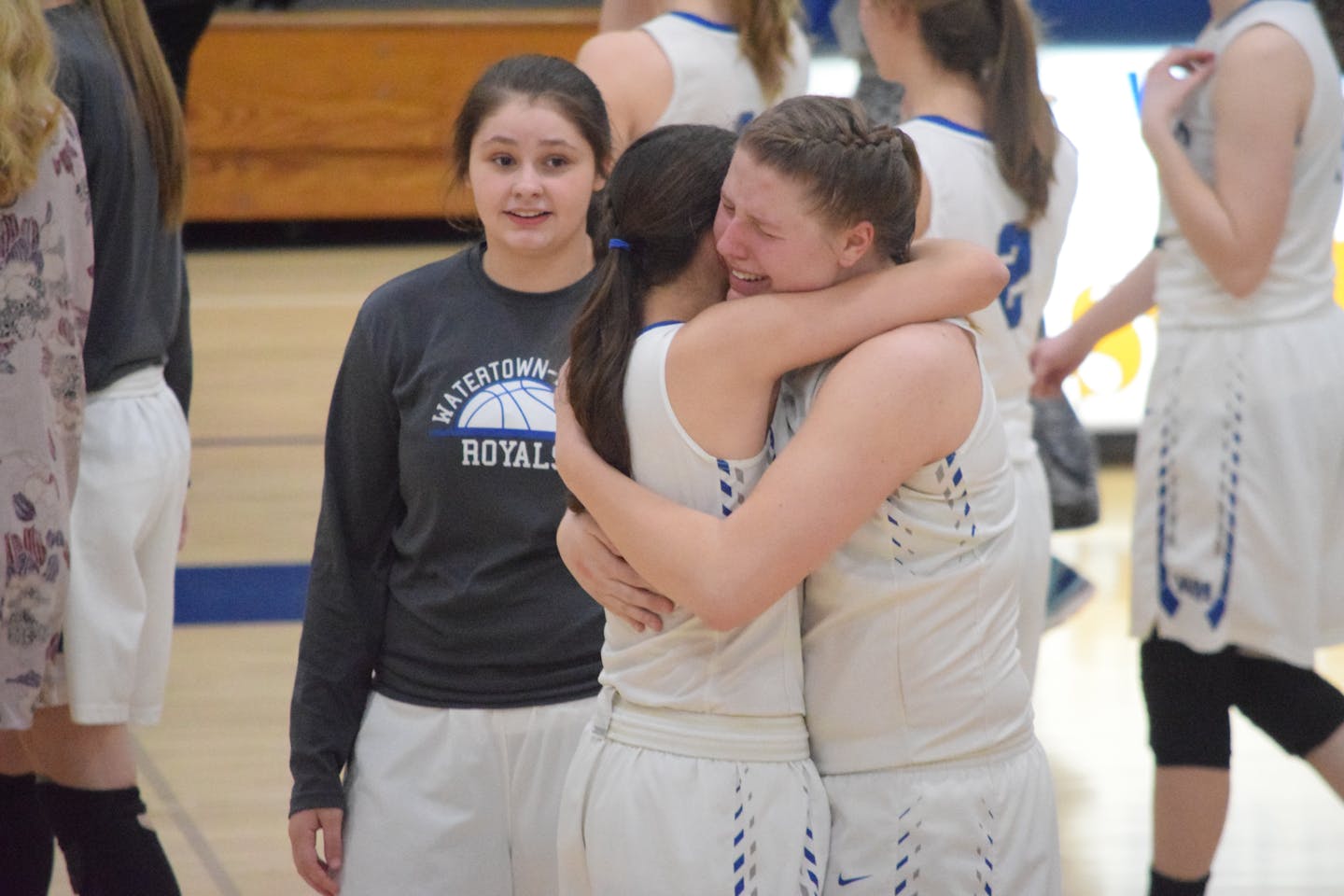 Maggie and Monika Czinano can finally square off in Gophers-Hawkeyes ...