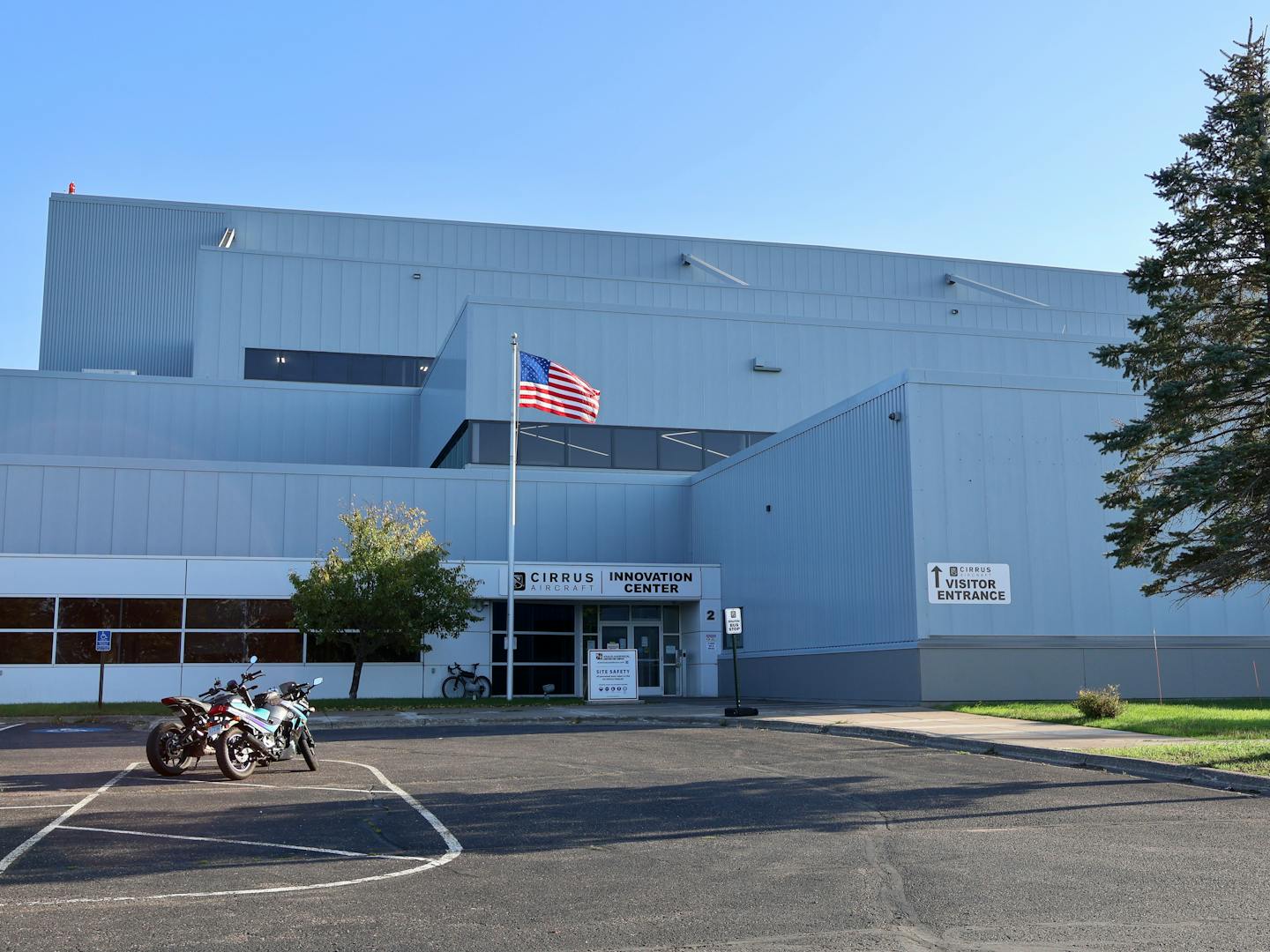 Duluth-based Cirrus Aircraft opens $20 million innovation center