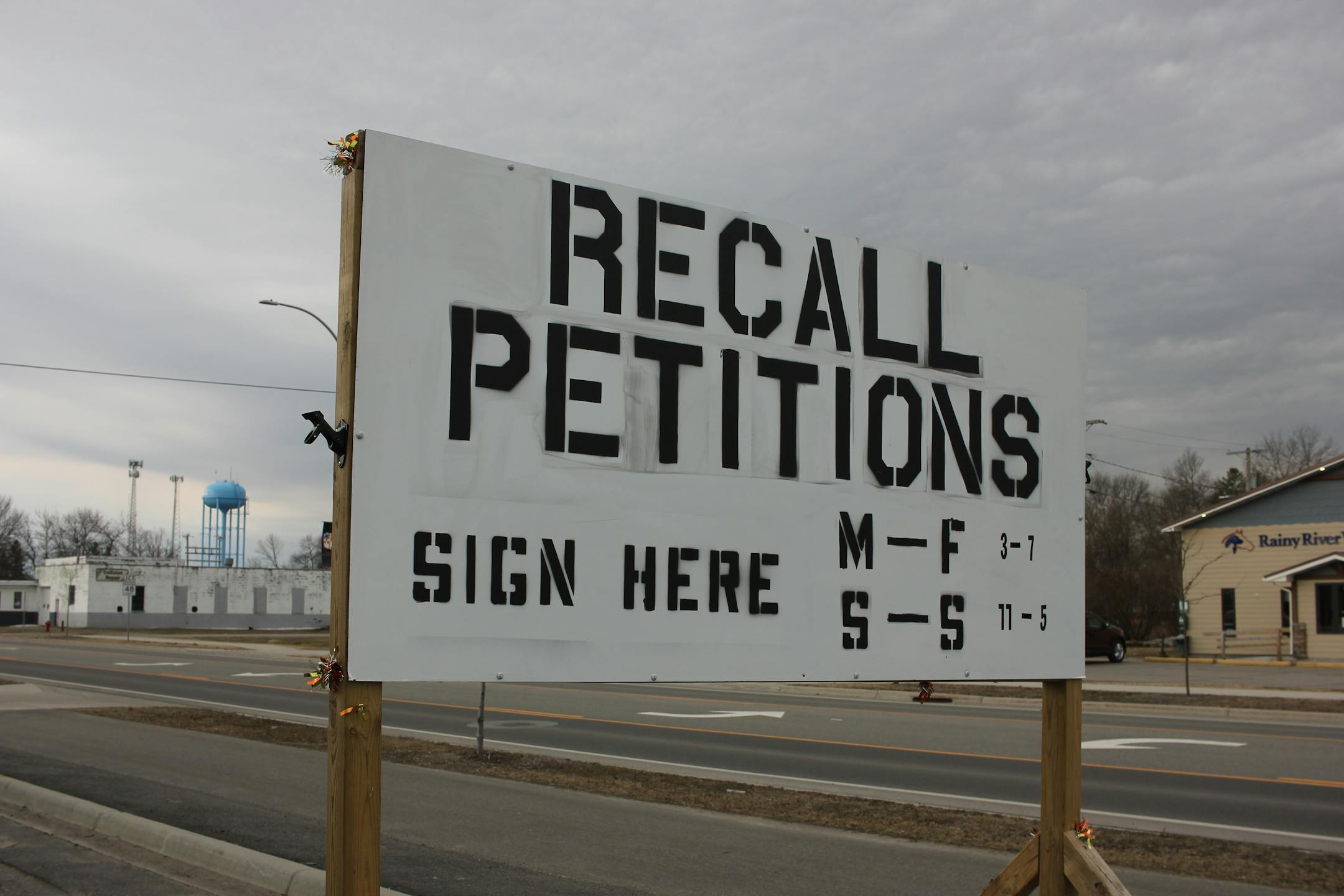 International Falls City Council's hot-mic vulgarities fuel recall bid