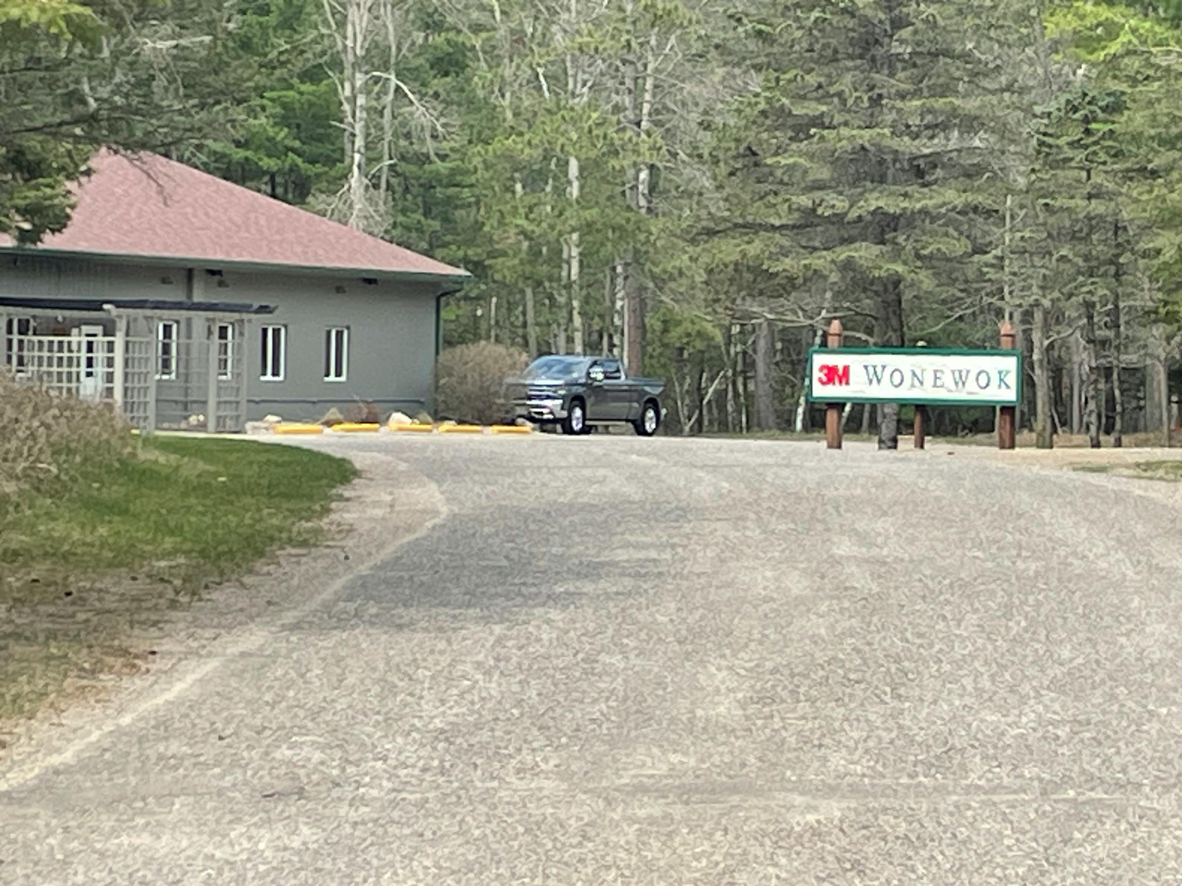 As year ends, 3M's resort is still for sale and many Minnesota ...