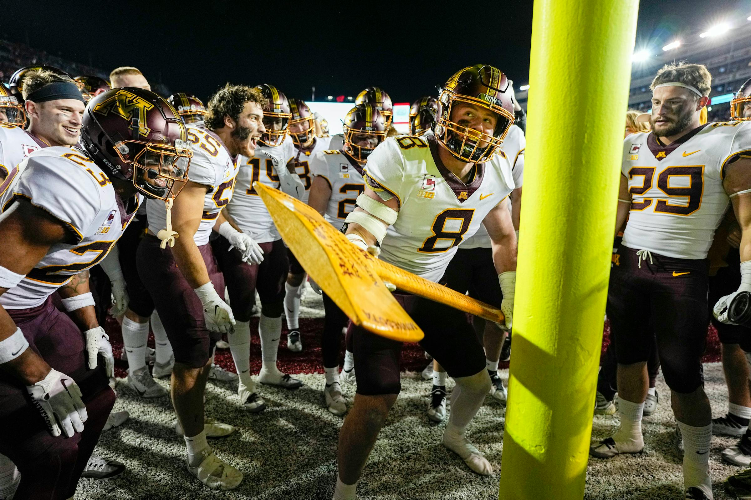 Gophers air it out, keep possession of Paul Bunyan's Axe with 23-16 ...
