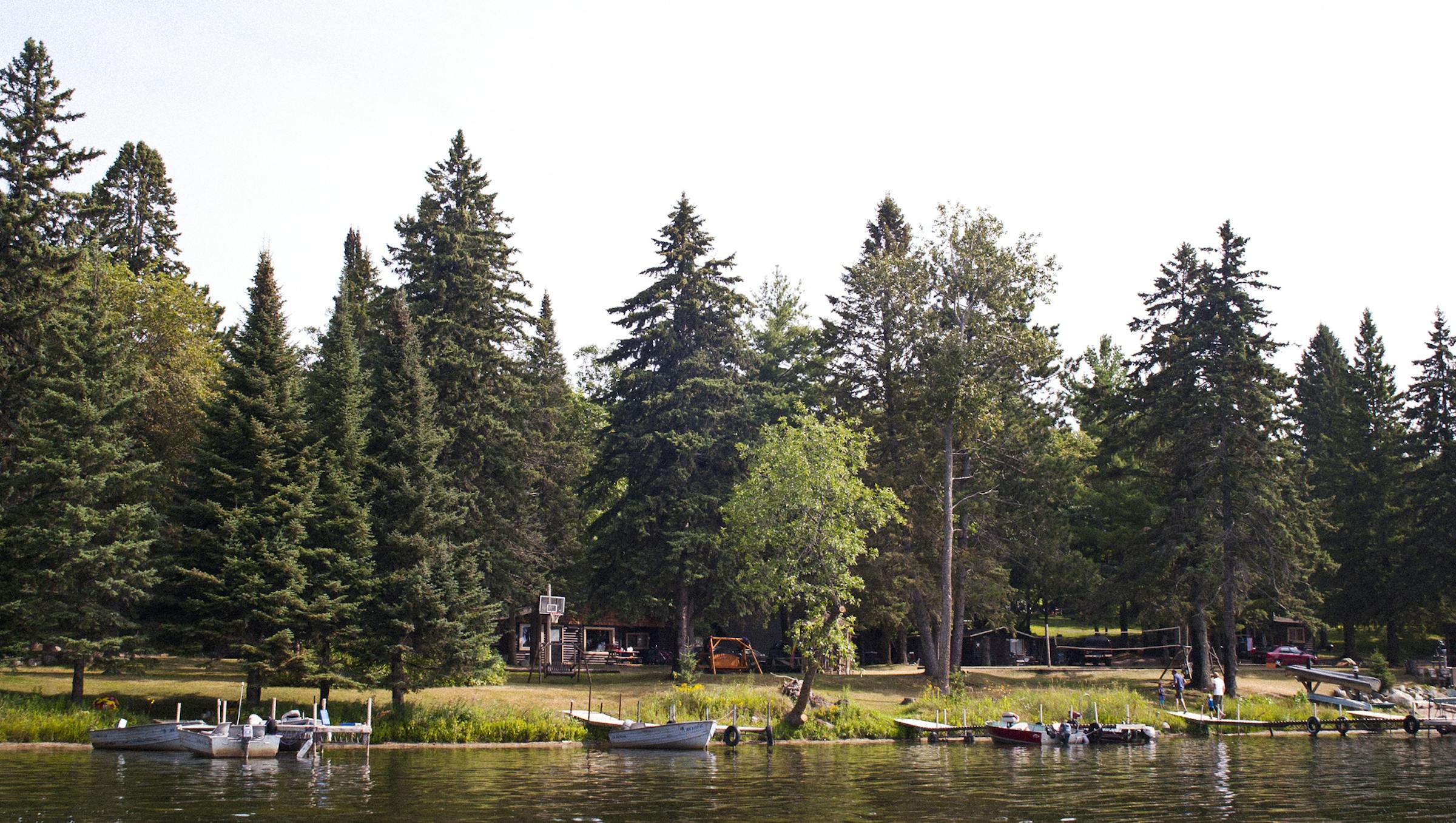 Cabins and fishing meet reflexology at Crow Wing Crest Lodge