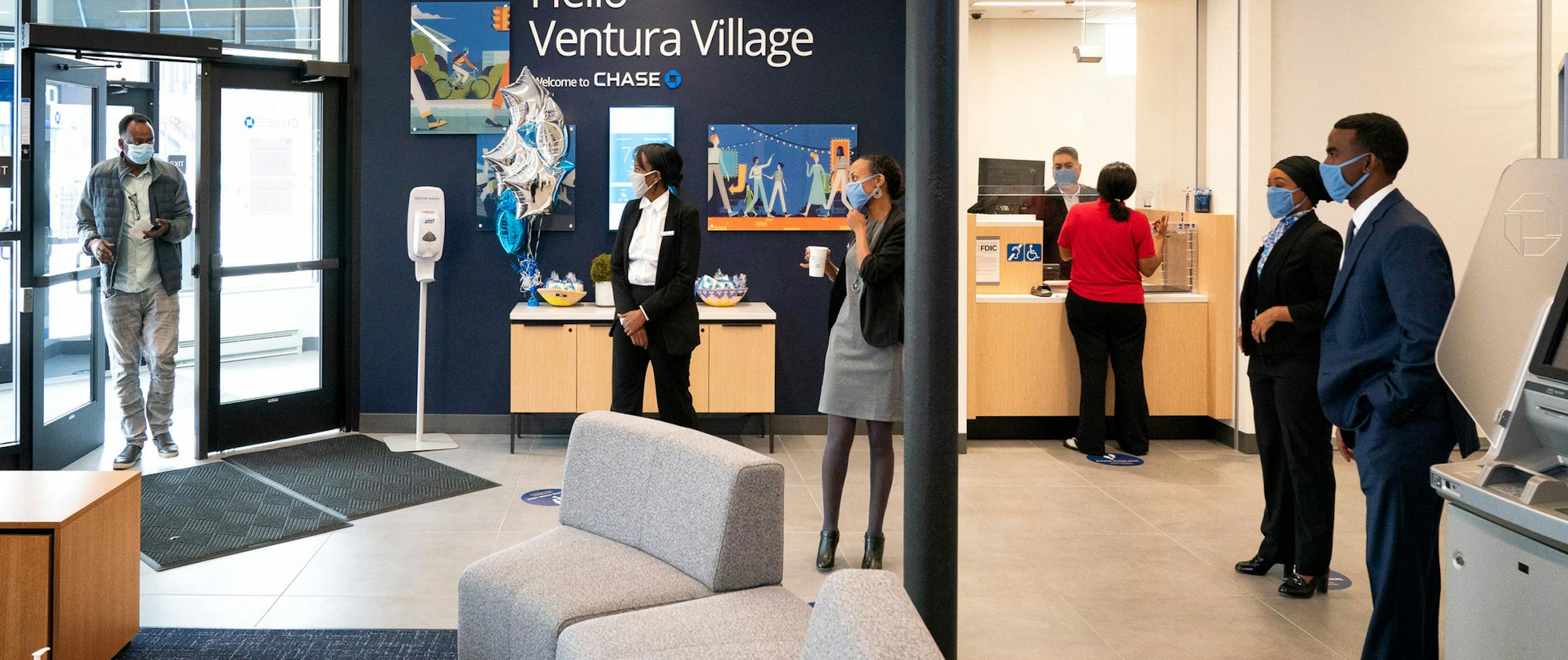JPMorgan Chase celebrates new community branch, $4 million grant for ...