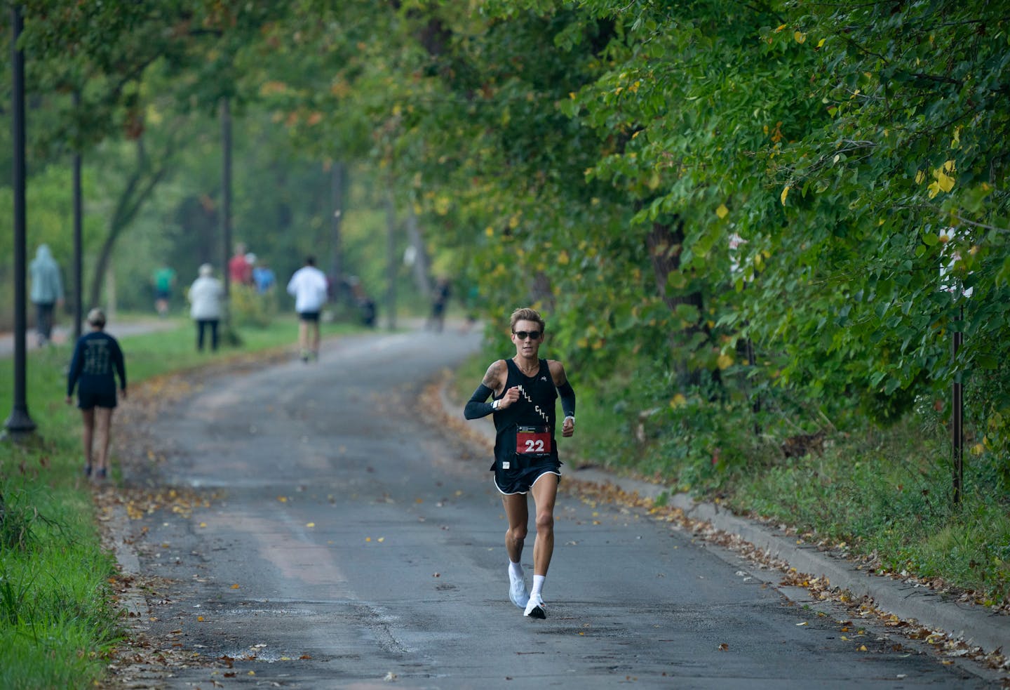 Ex-Gophers runner Charlie Lawrence sets world record in 50-mile race