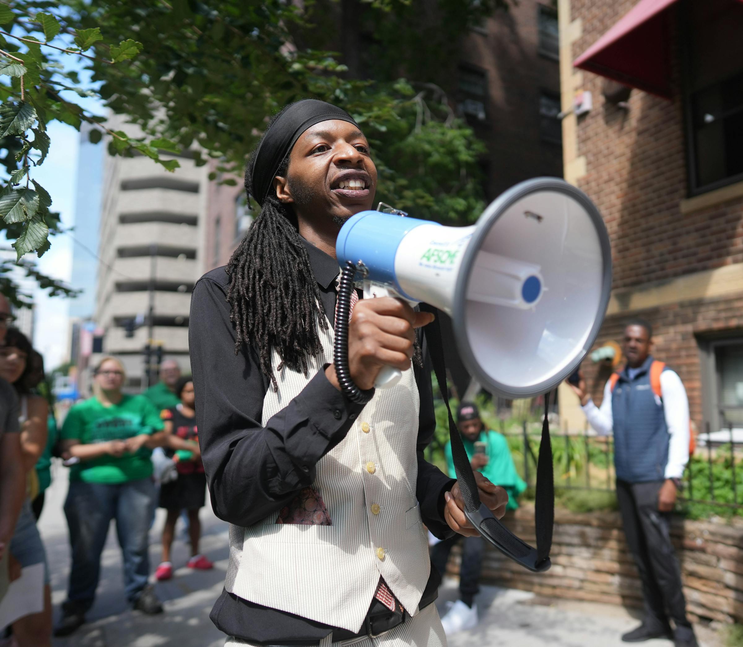 Minneapolis homeless shelter staff speak out on coming closure