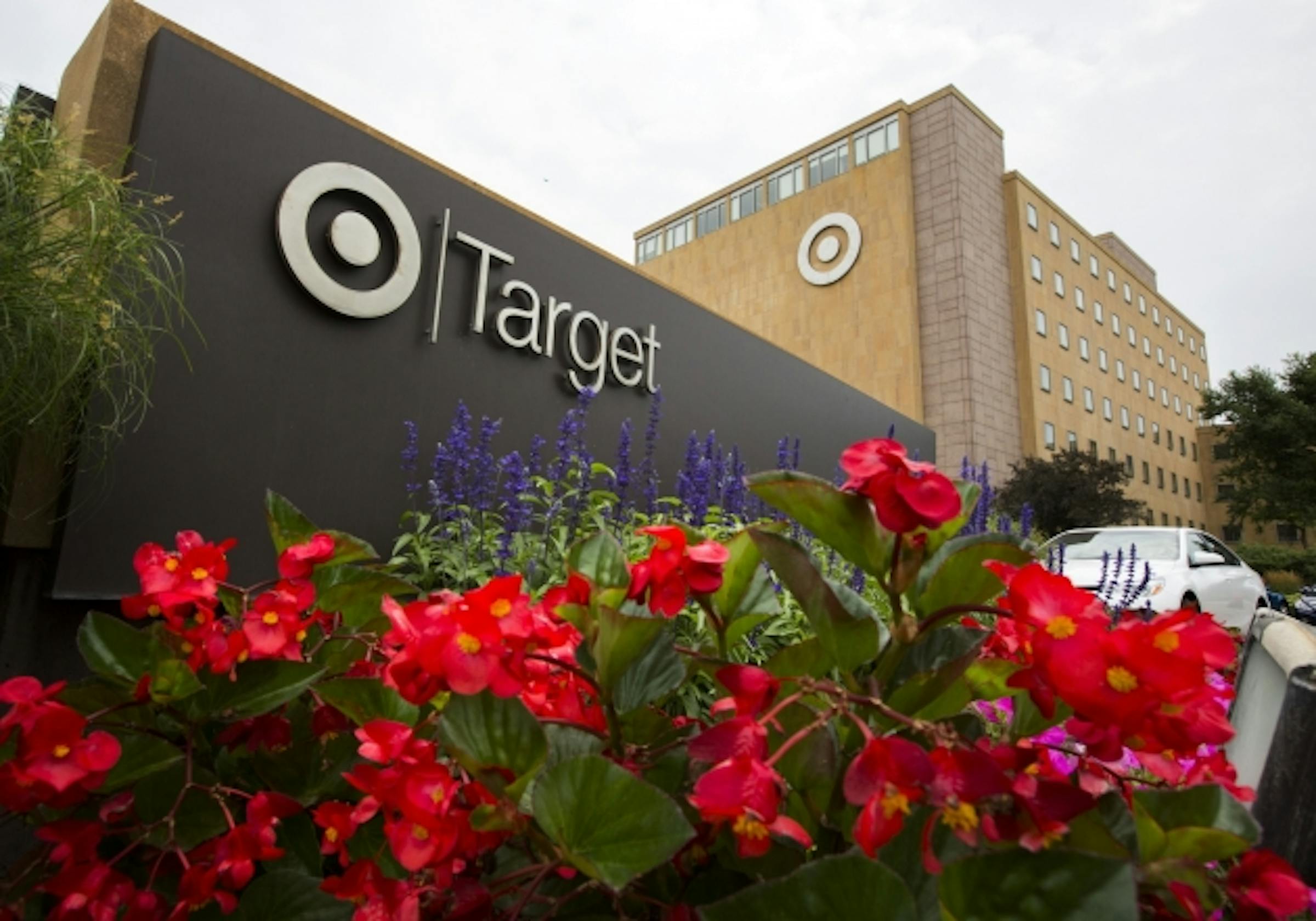 Target west campus in Mpls. to be sold
