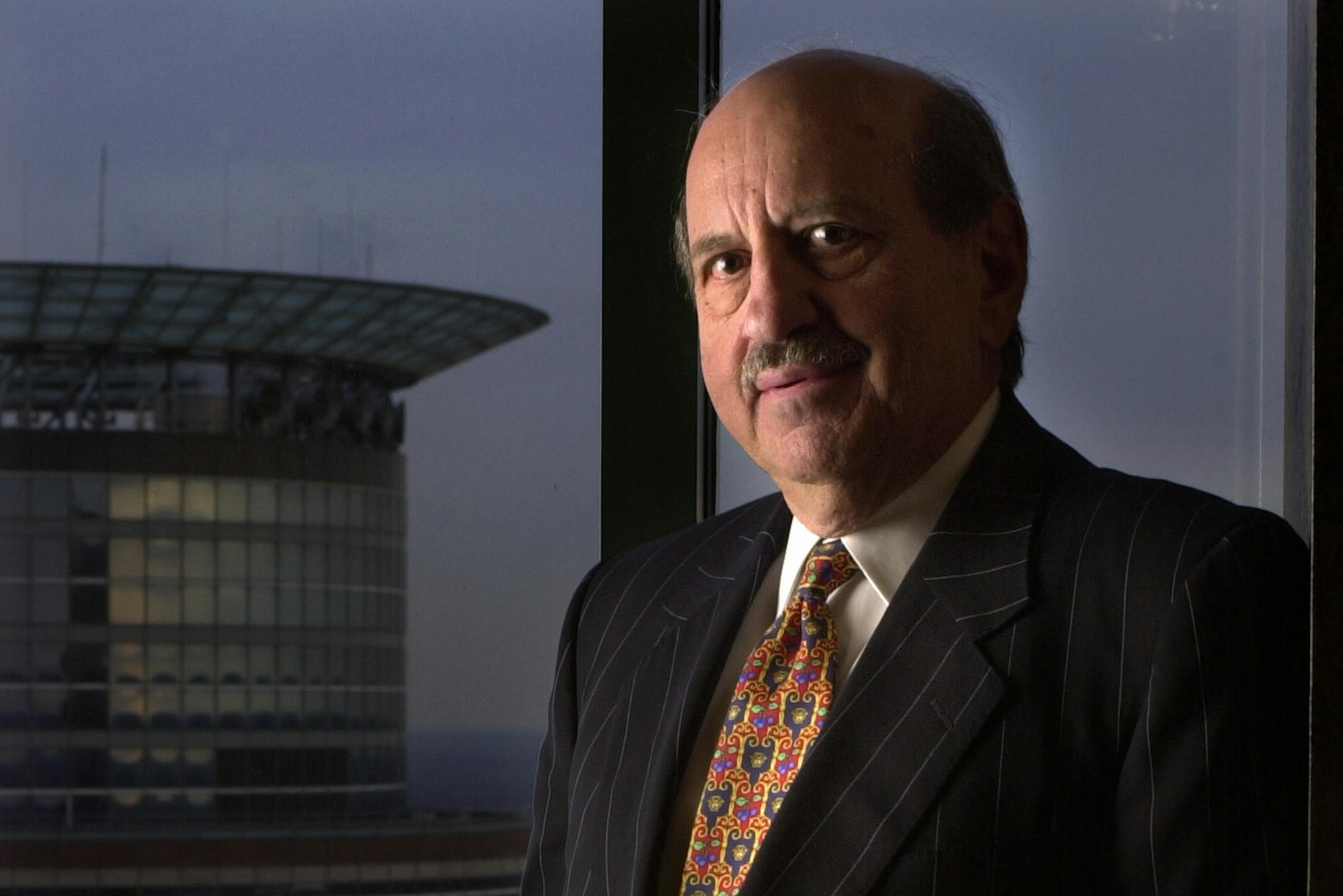 Minneapolis lawyer Ralph Strangis, who put together big deals and ...