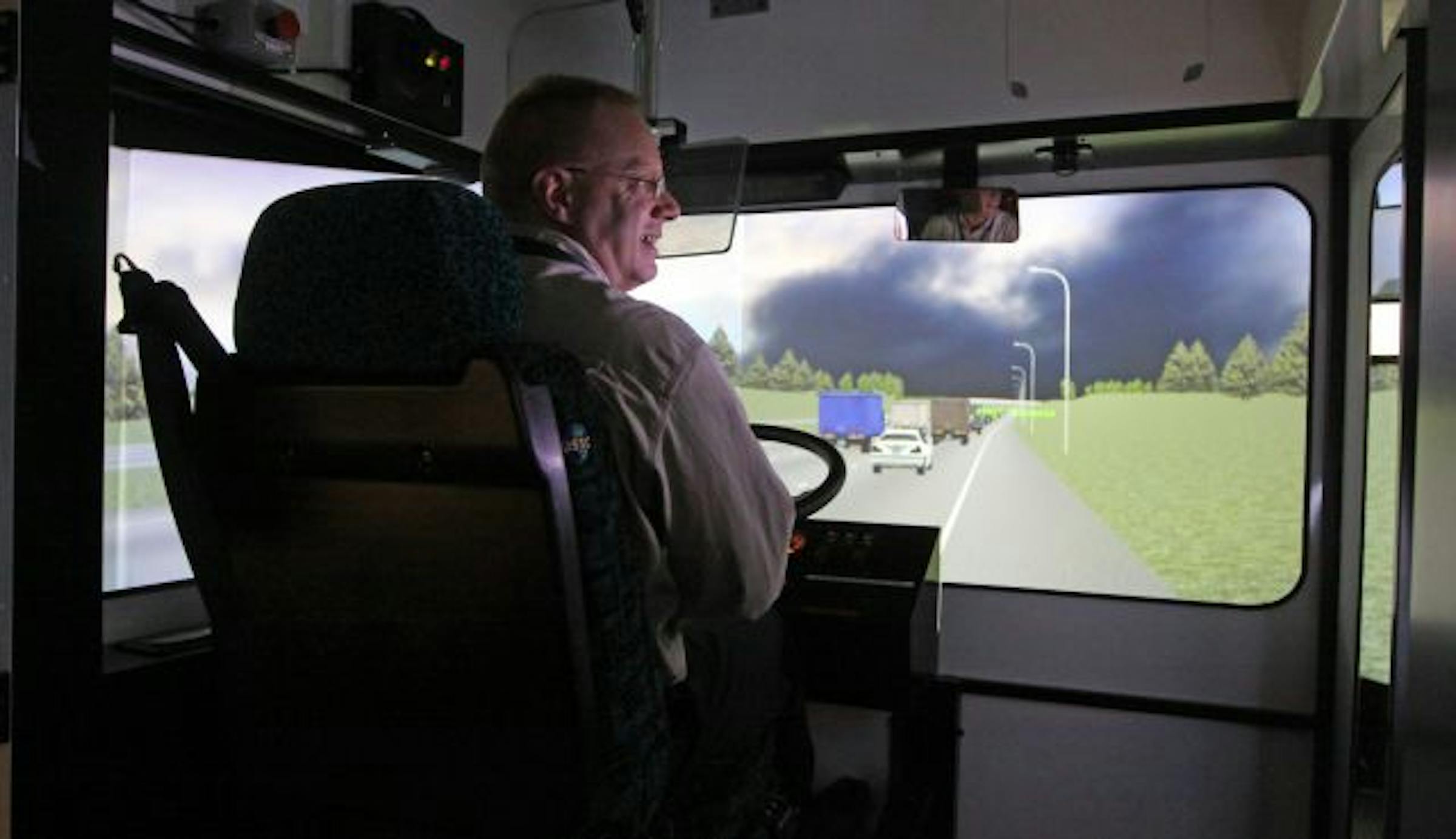 Buses using virtual world to navigate