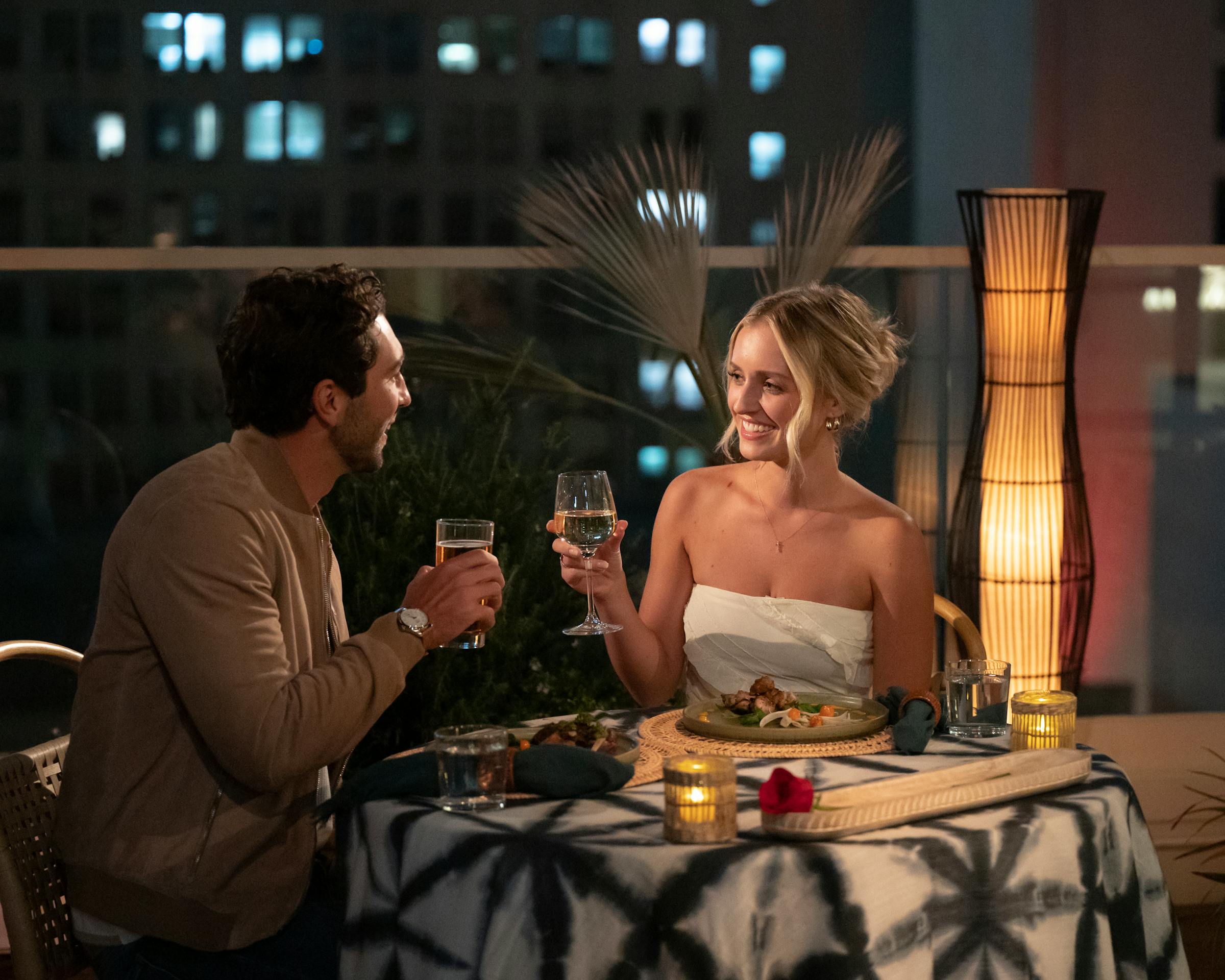 On first ‘Bachelor’ date, Minnesotan Daisy Kent talks Lyme disease ...