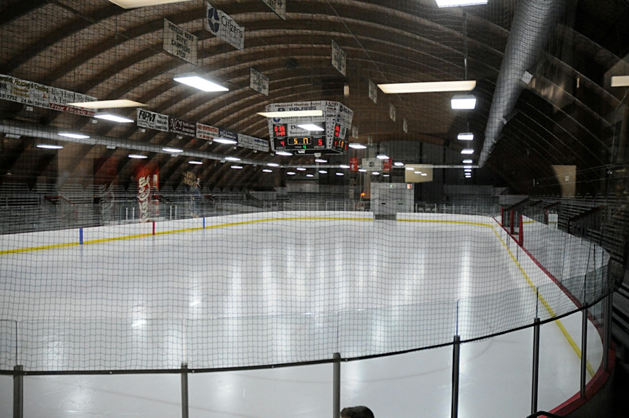 The game that WAS played as scheduled: Roseau vs. Warroad hockey