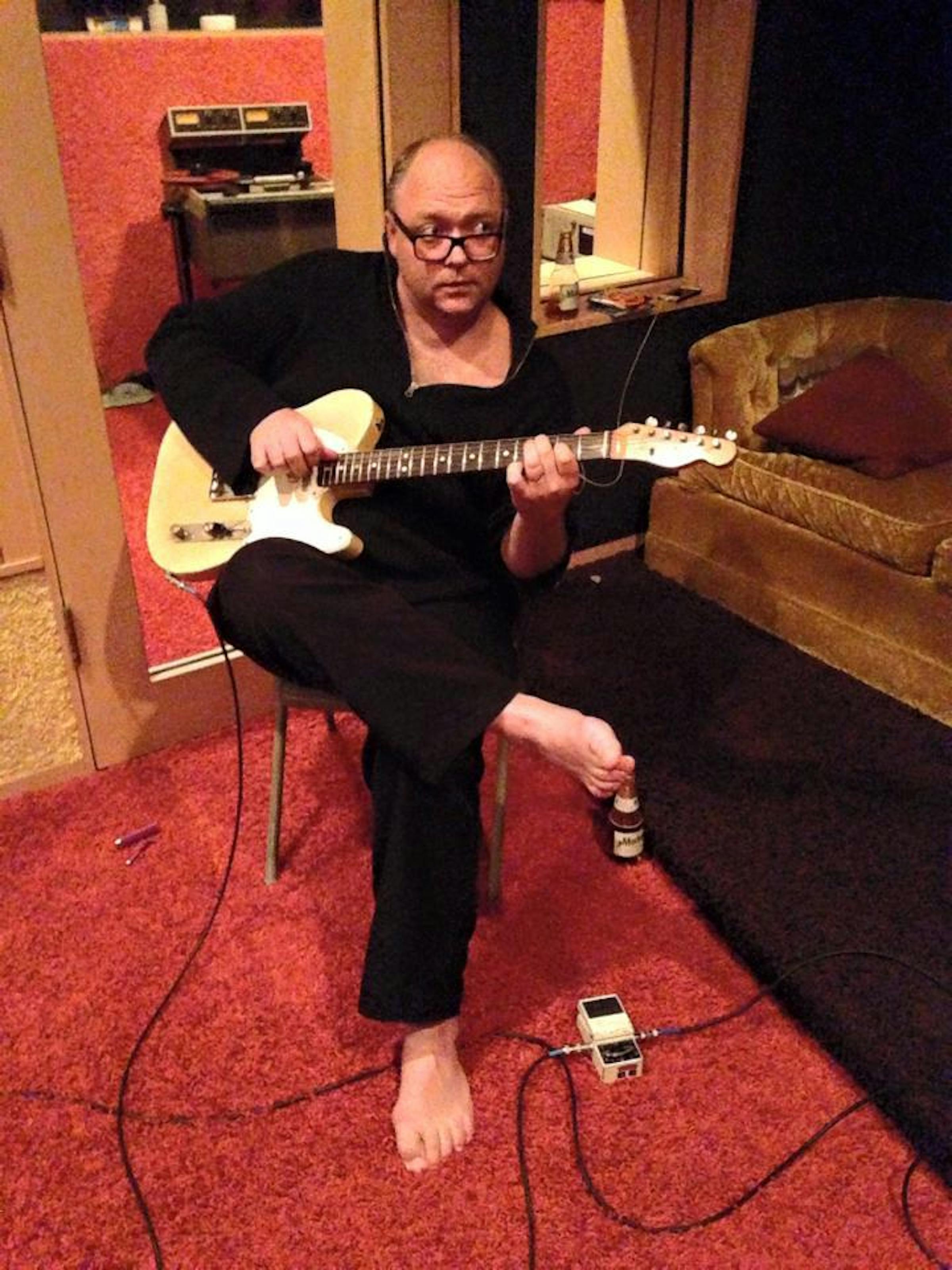 Minnesota recording studio guru John Kuker dies unexpectedly