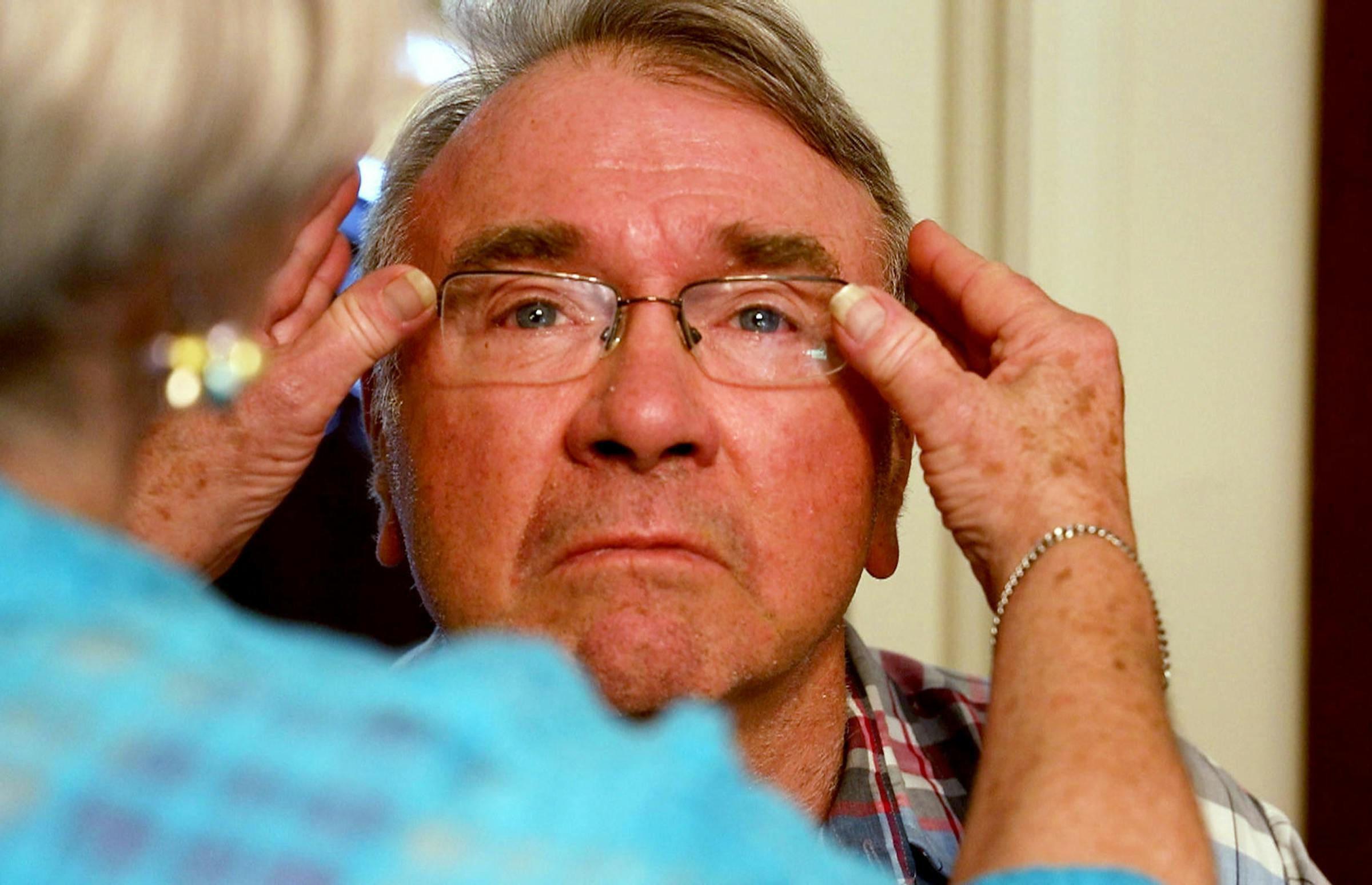 Group aims to help Minnesota spouses worn out by caregiving