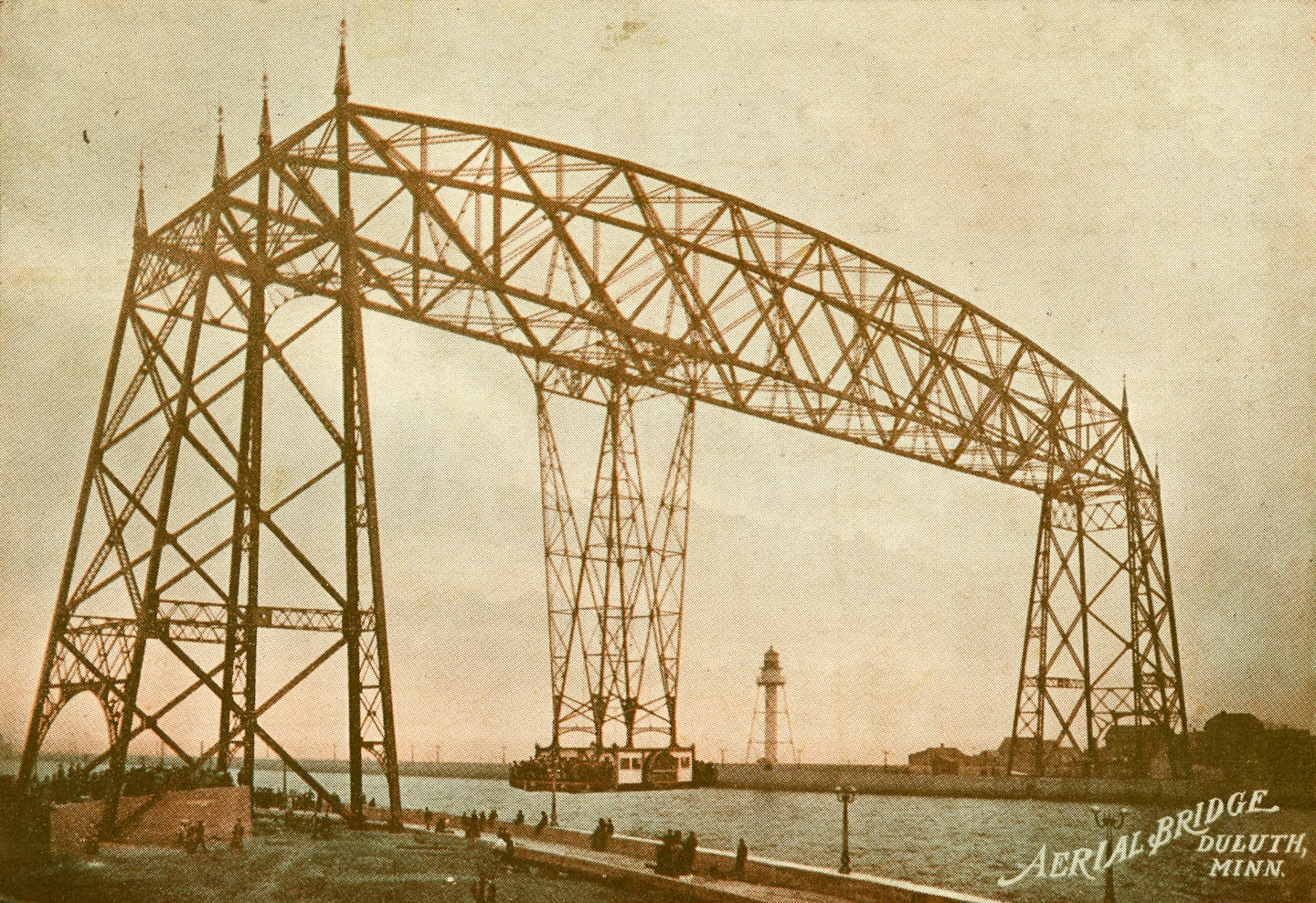 What’s the story behind Duluth’s Aerial Lift Bridge?