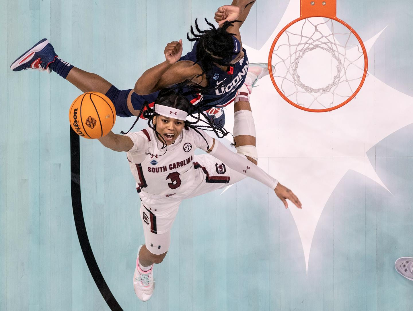 South Carolina's Destanni Henderson steals the show in NCAA title game