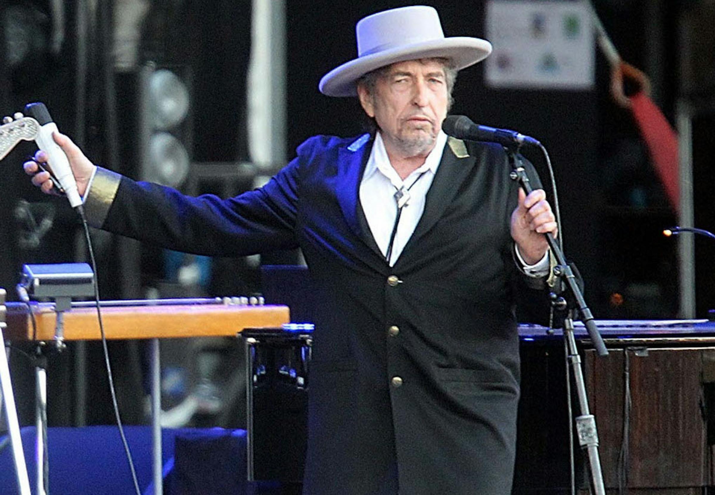 Pastel portraits by Bob Dylan to go on display at London's National ...
